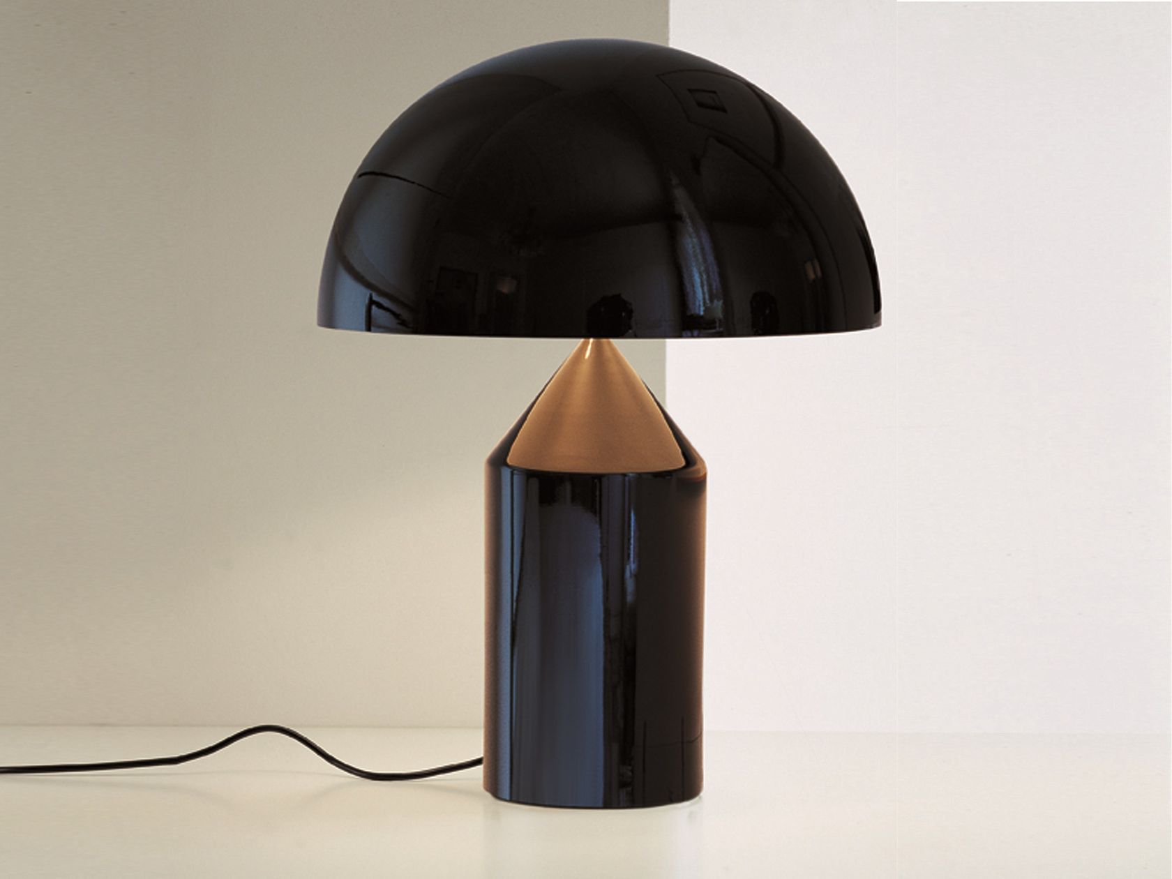 ATOLLO METAL Table lamp By Oluce | design Vico Magistretti
