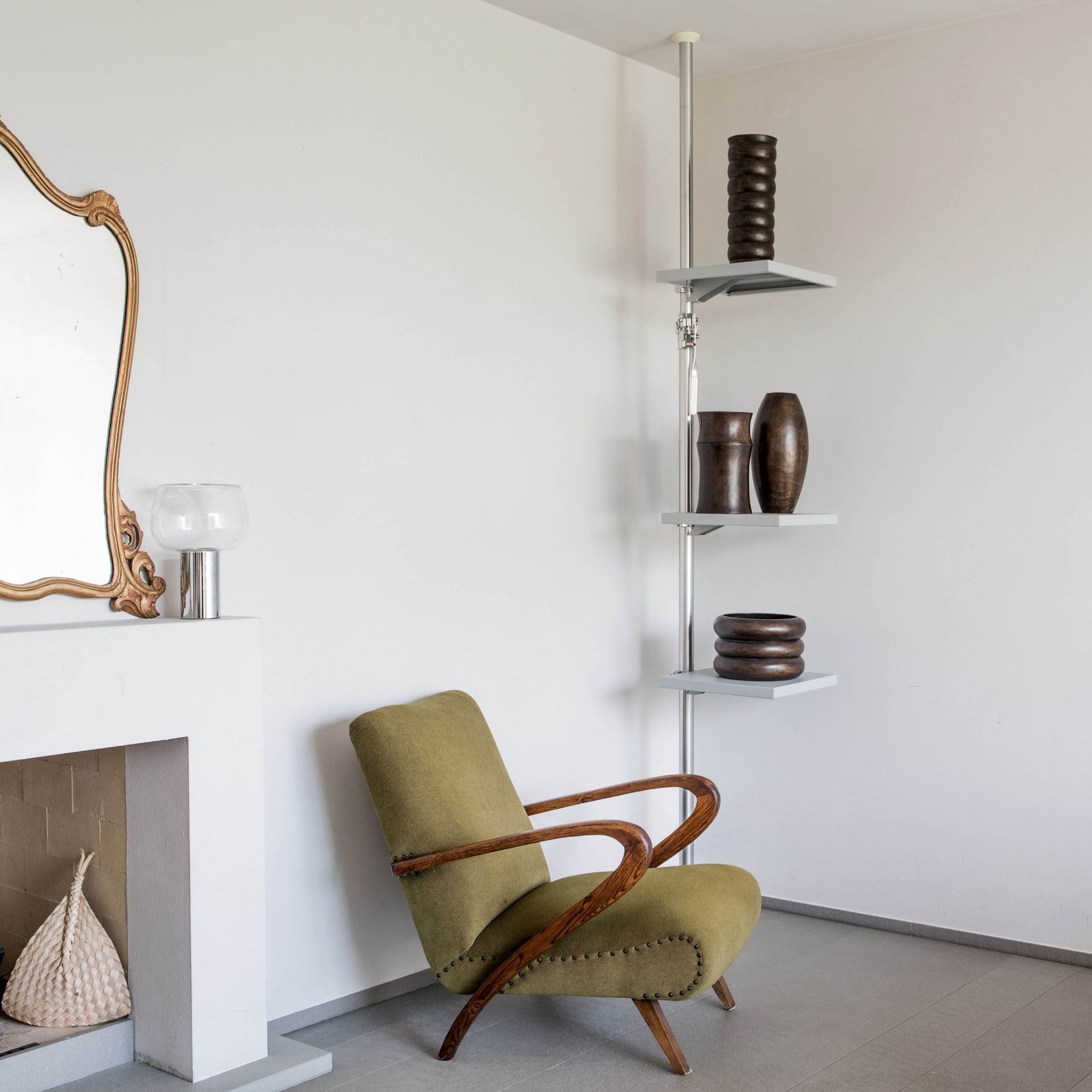 Floor-ceiling mounted Anodized aluminium bookcase AUDREY AUTOPOLE By ALU