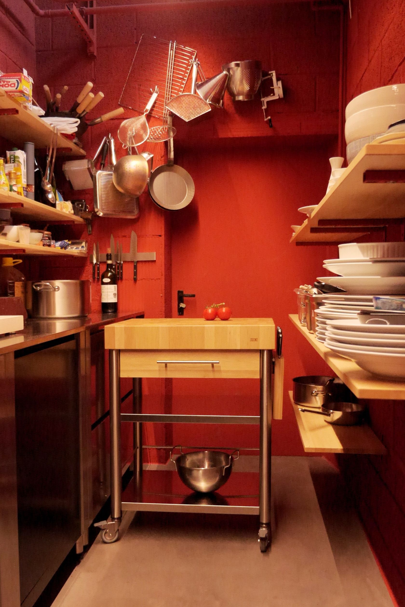 Professional stainless steel fitted kitchen AUXILIUM INDOOR FREE ...