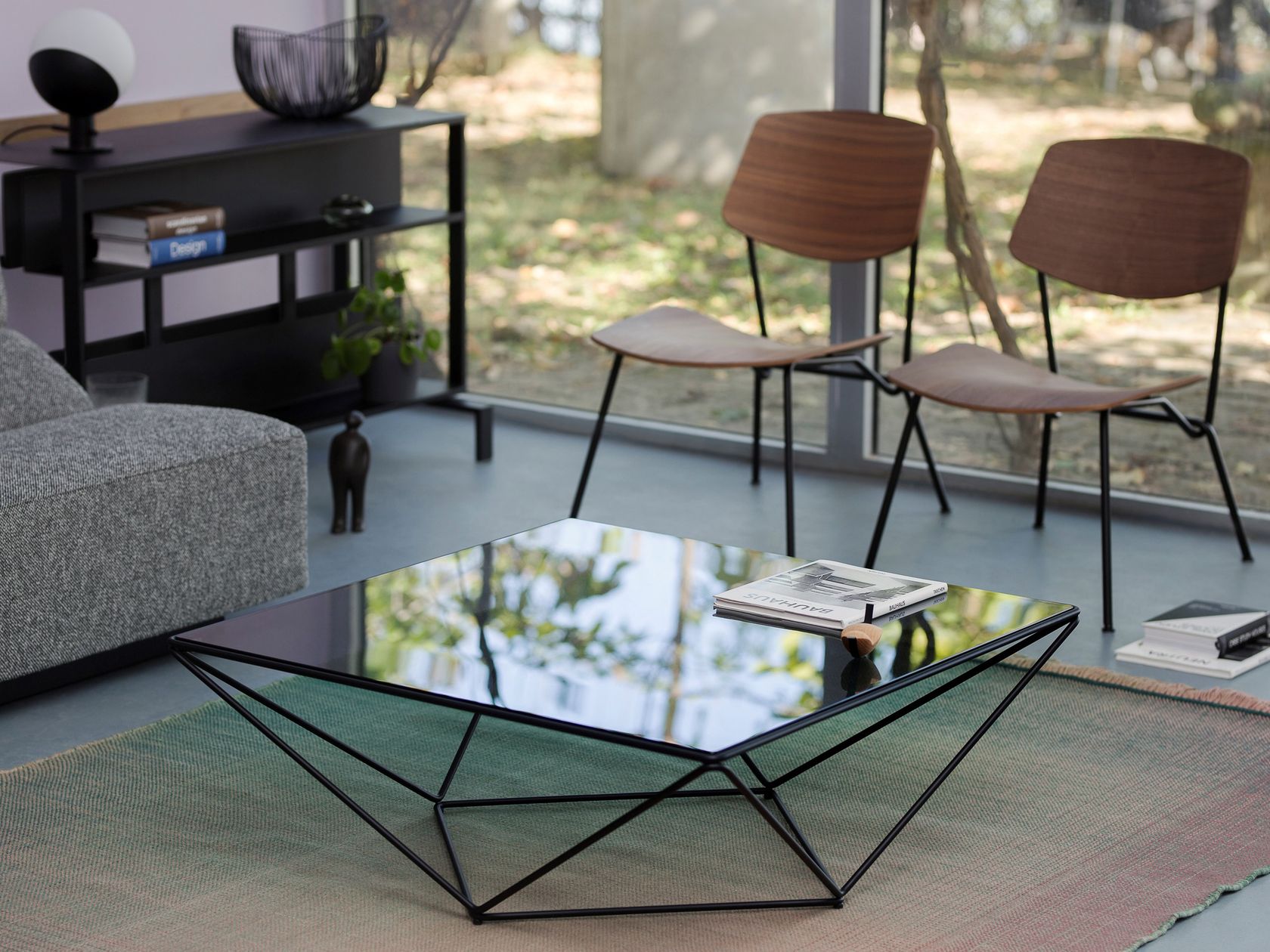 Low glass coffee table AVET By prostoria design Numen / For Use