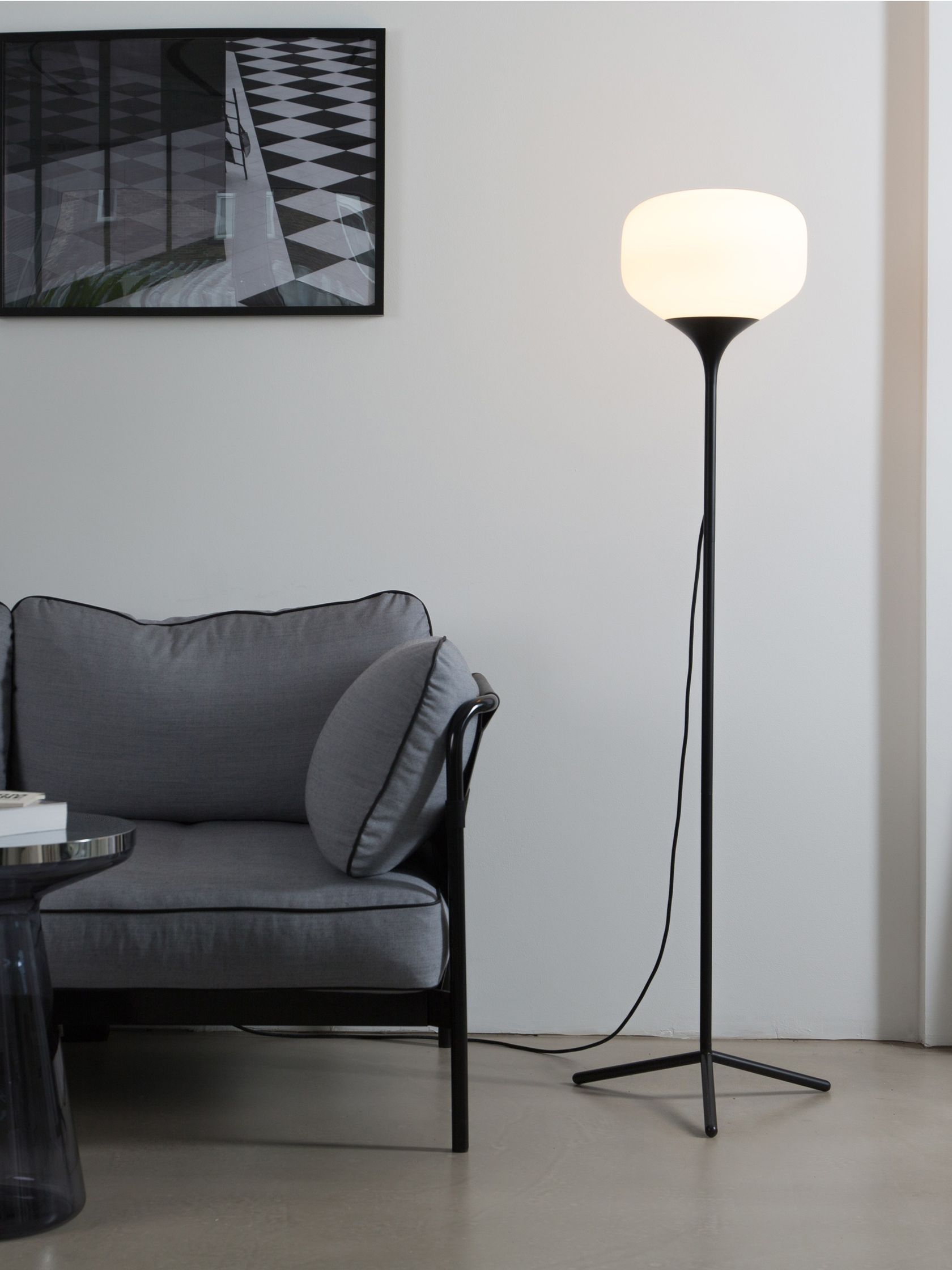 AWA | Lampada da terra By TEO design Lena Billmeier, David Baur