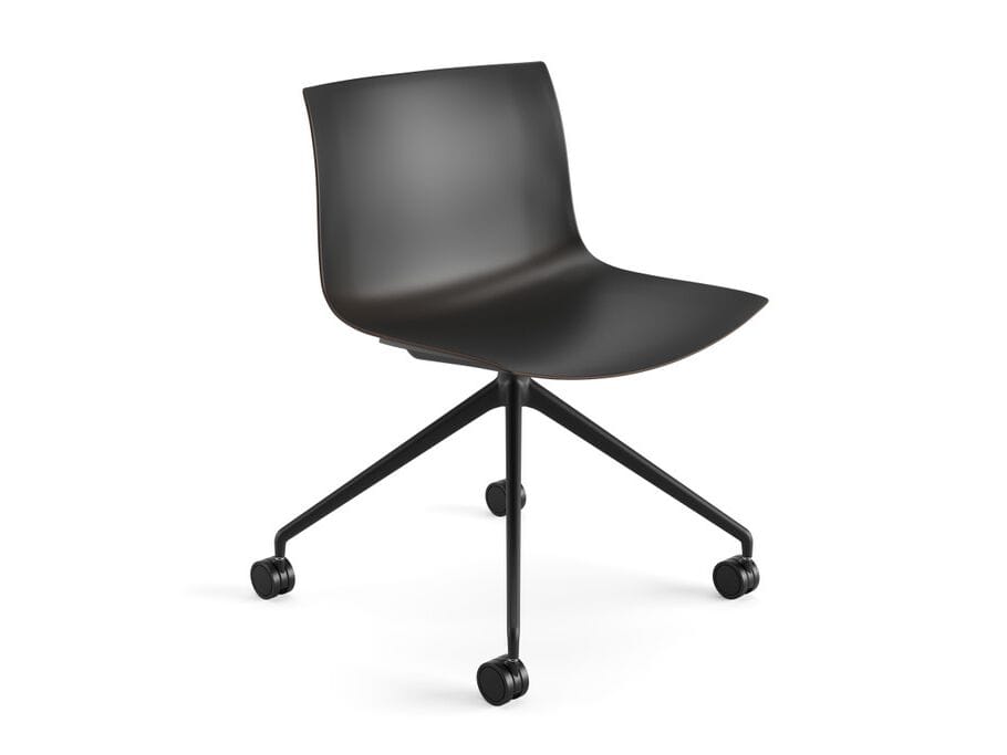 Arper: Chairs, tables, office and contract furniture | Archiproducts