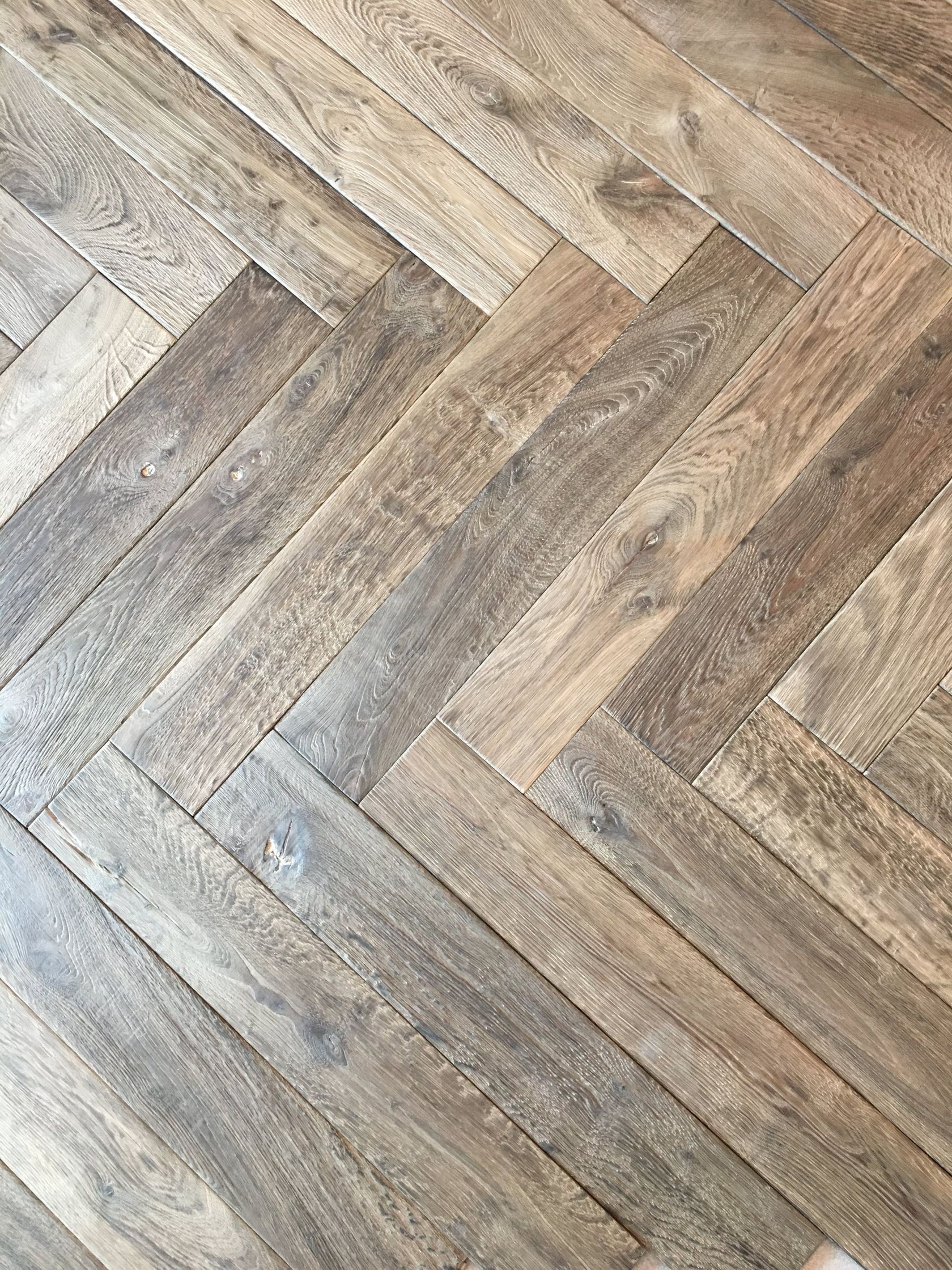 Oak parquet BÂTONS ROMPUS By ARBONY