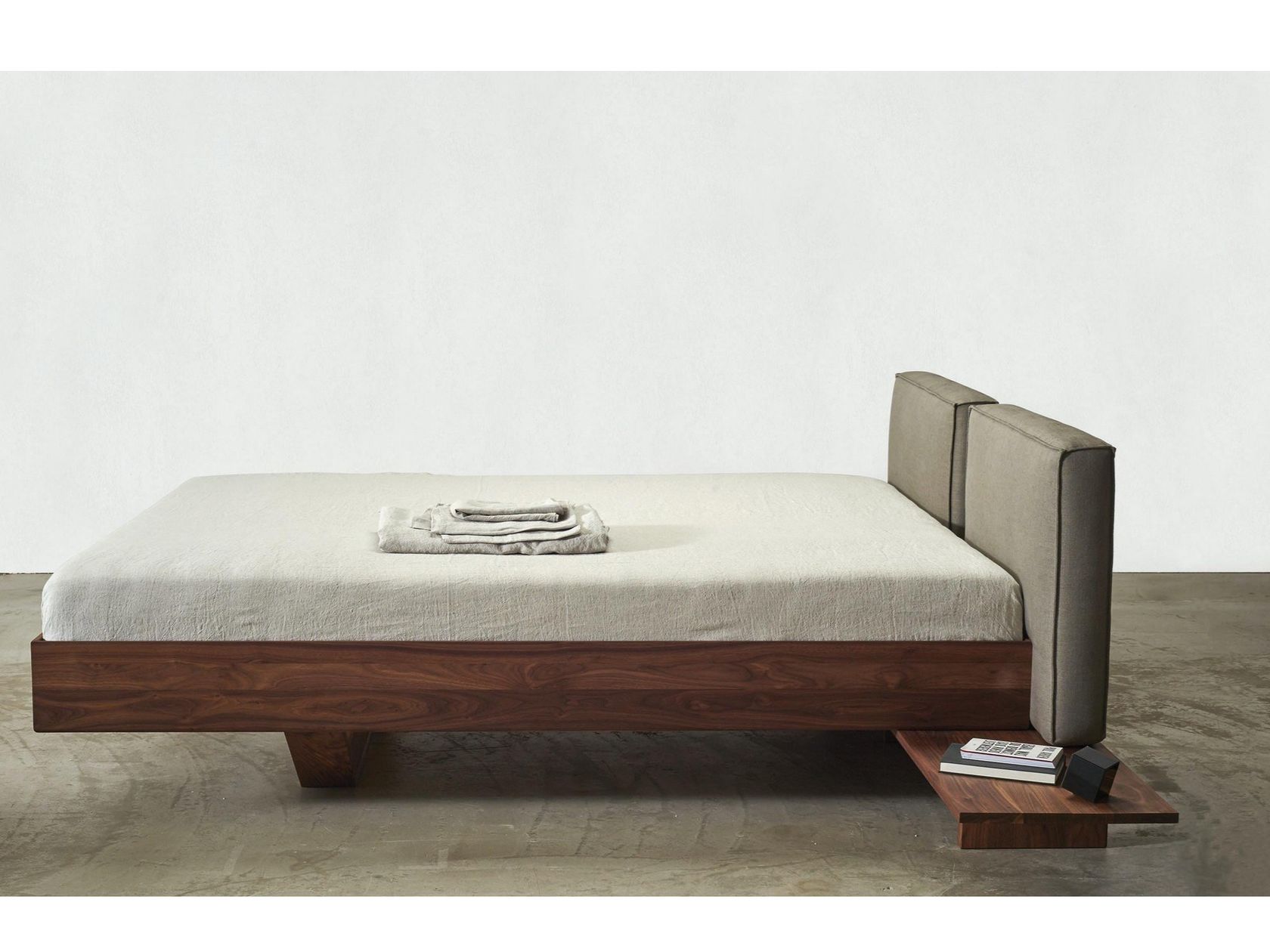 B15 Wooden double bed By MORE | design Bernhard Müller