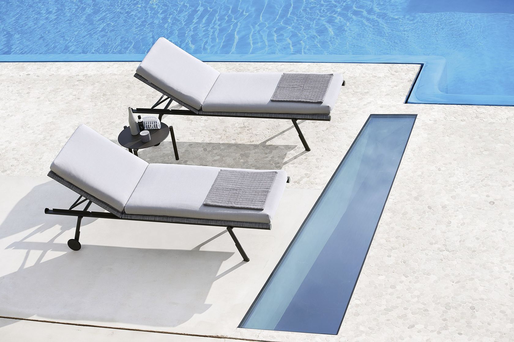 BAHIA | Coffee table By Varaschin design Calvi Brambilla