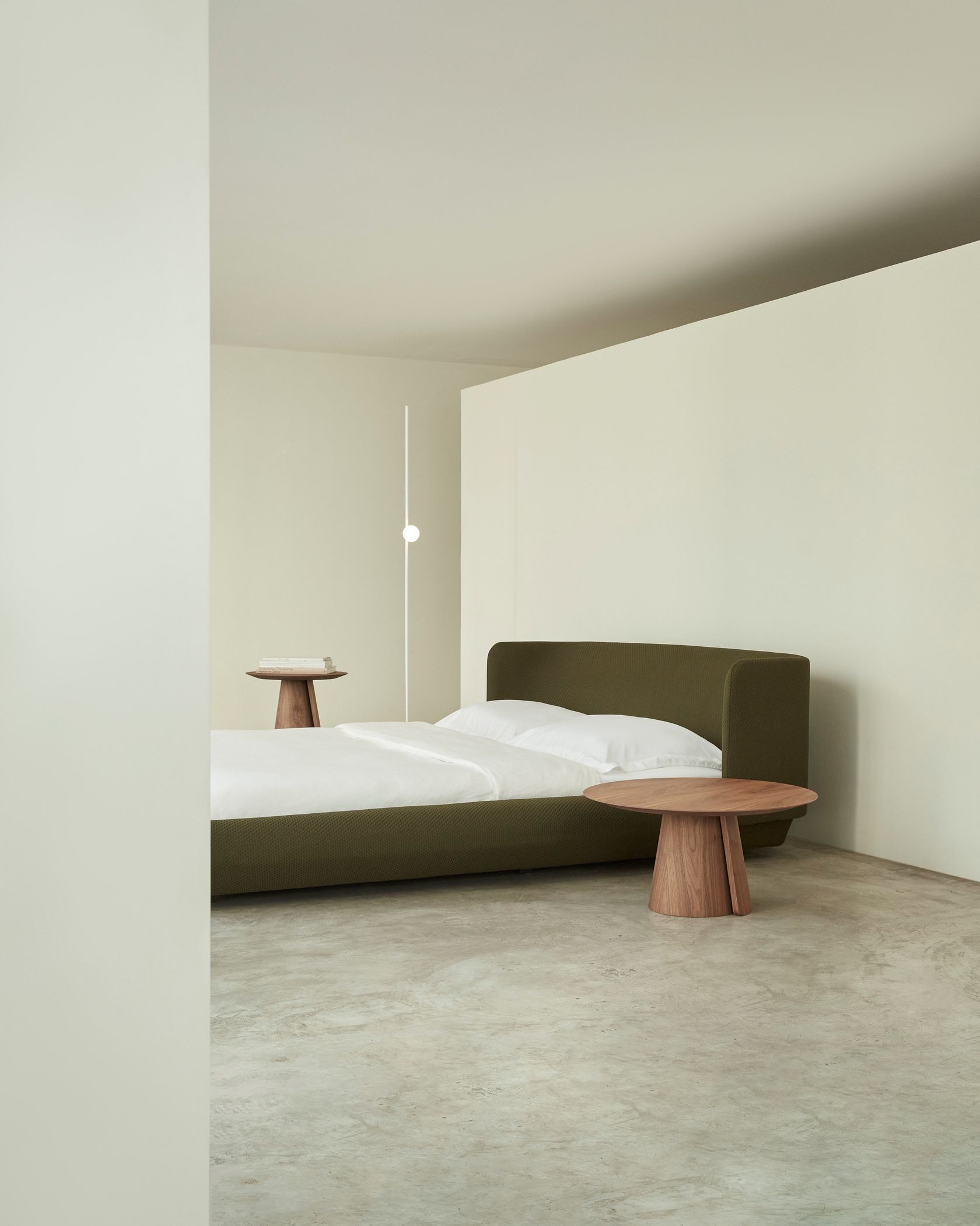 BAIXA | Bed Fabric double bed with upholstered headboard By WENTZ