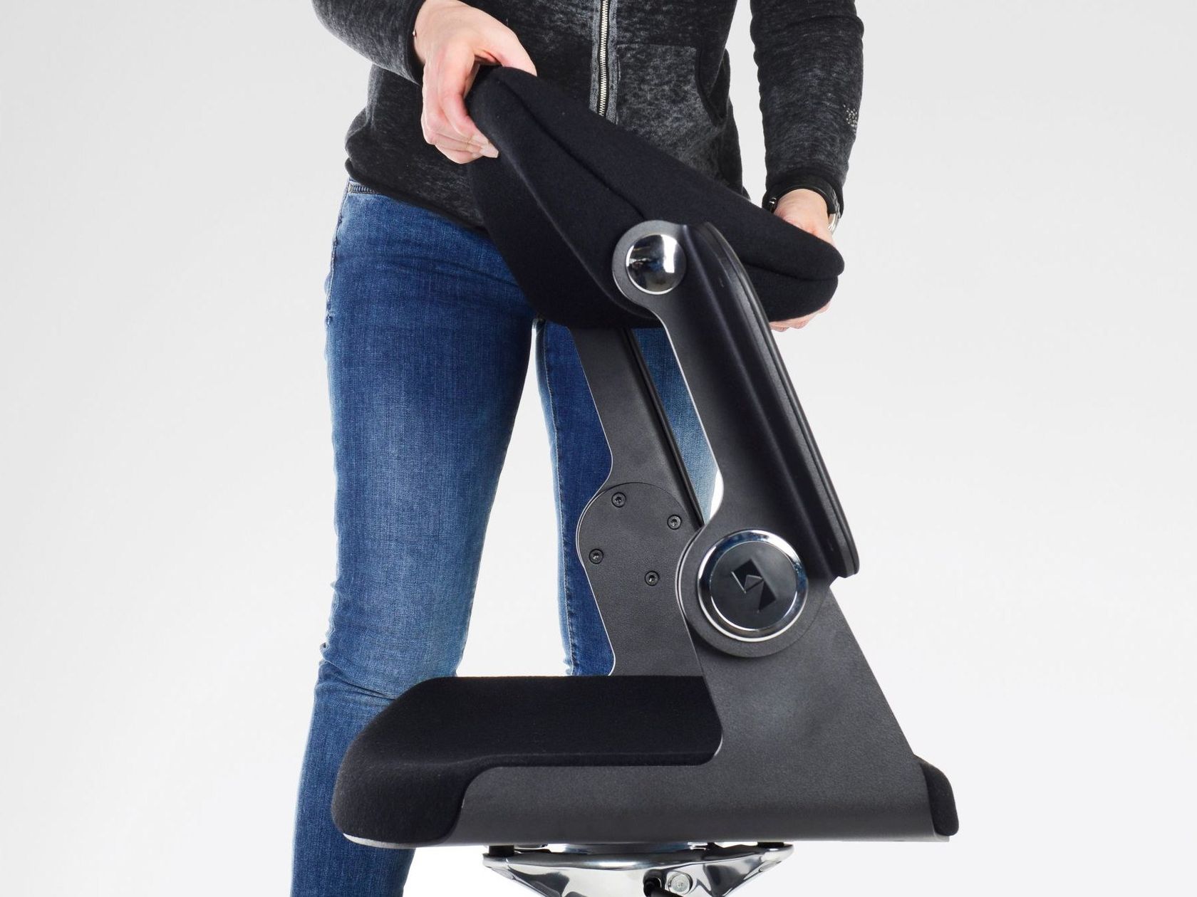 BALANCE.CHAIR Ergonomic swivel office chair with 5-Spoke base By König ...