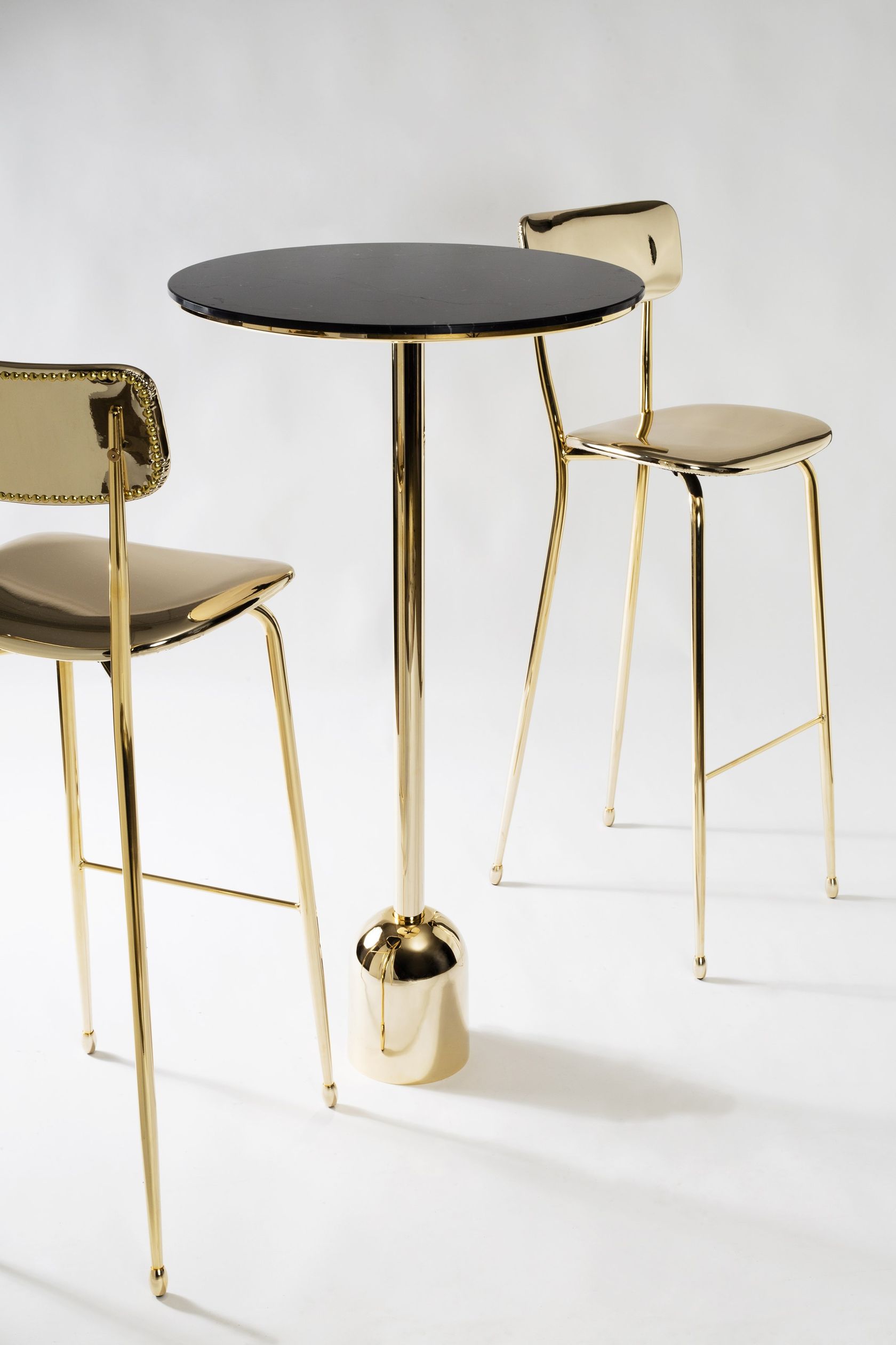 BALOK Round marble contract table By Vela Arredamenti