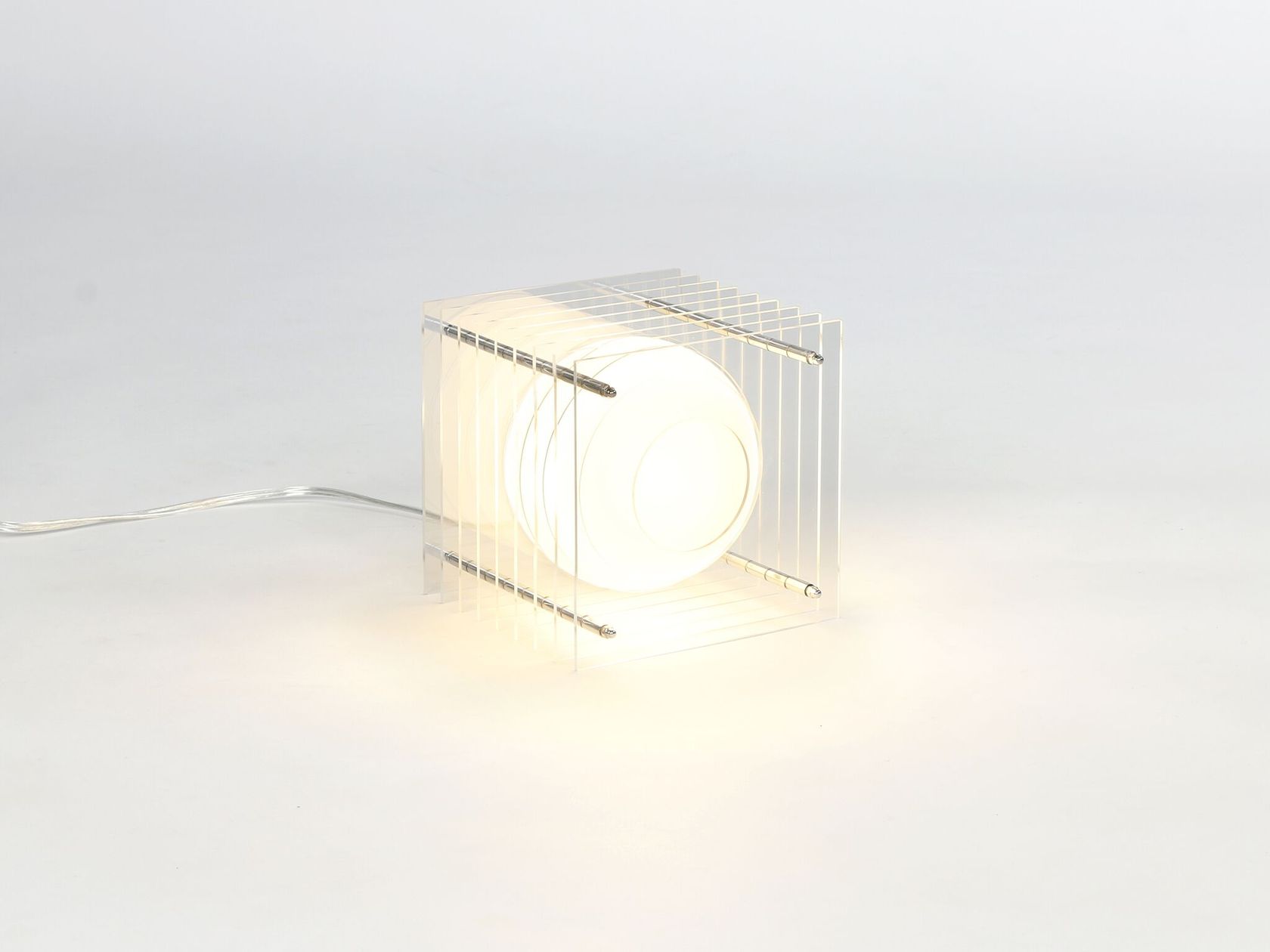 LỚP SMALL SQUARE Table lamp By BằNG