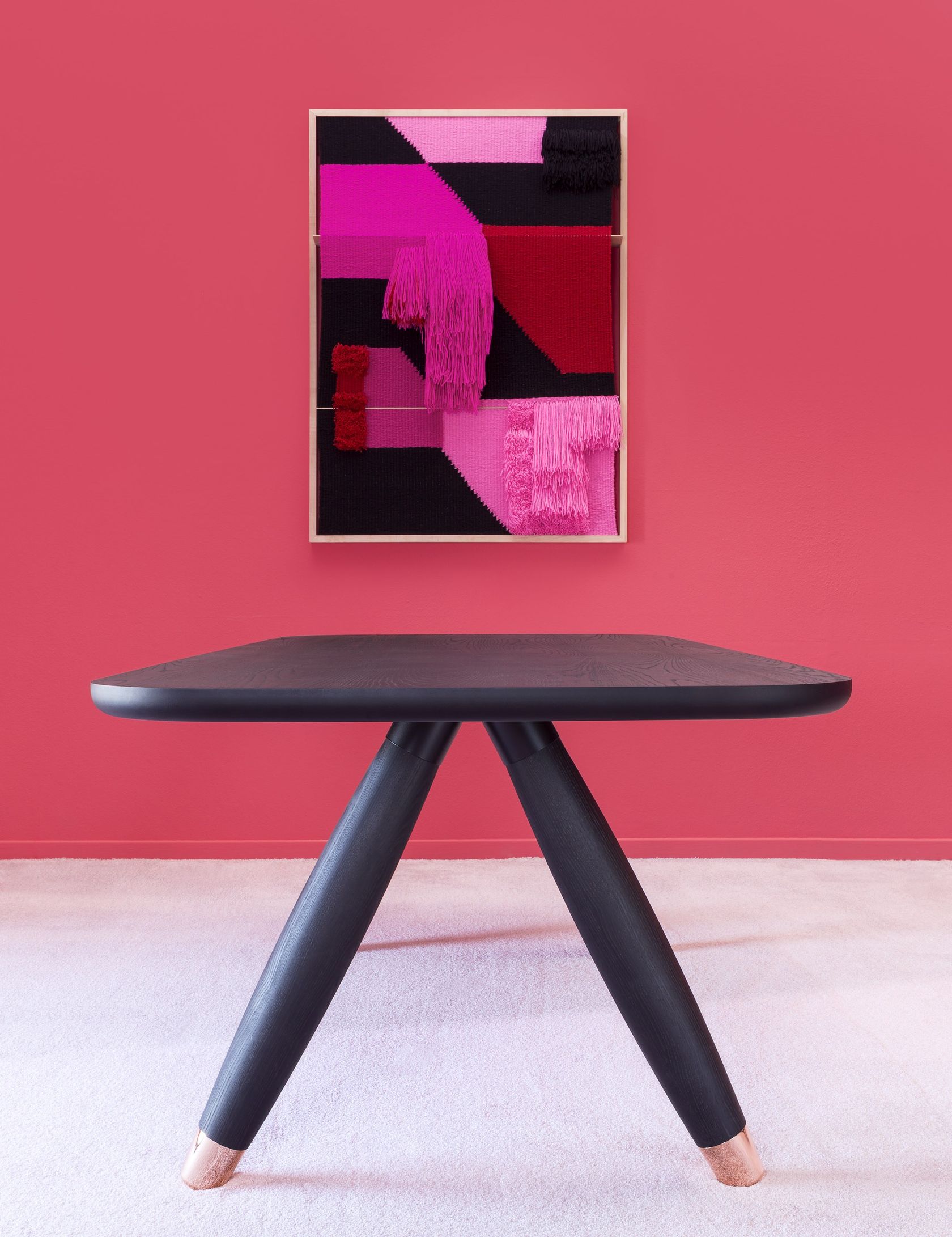 BASILIO 桌子 By Miniforms