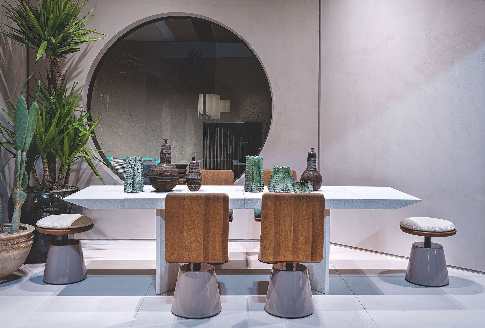 JUDD Table By BAXTER