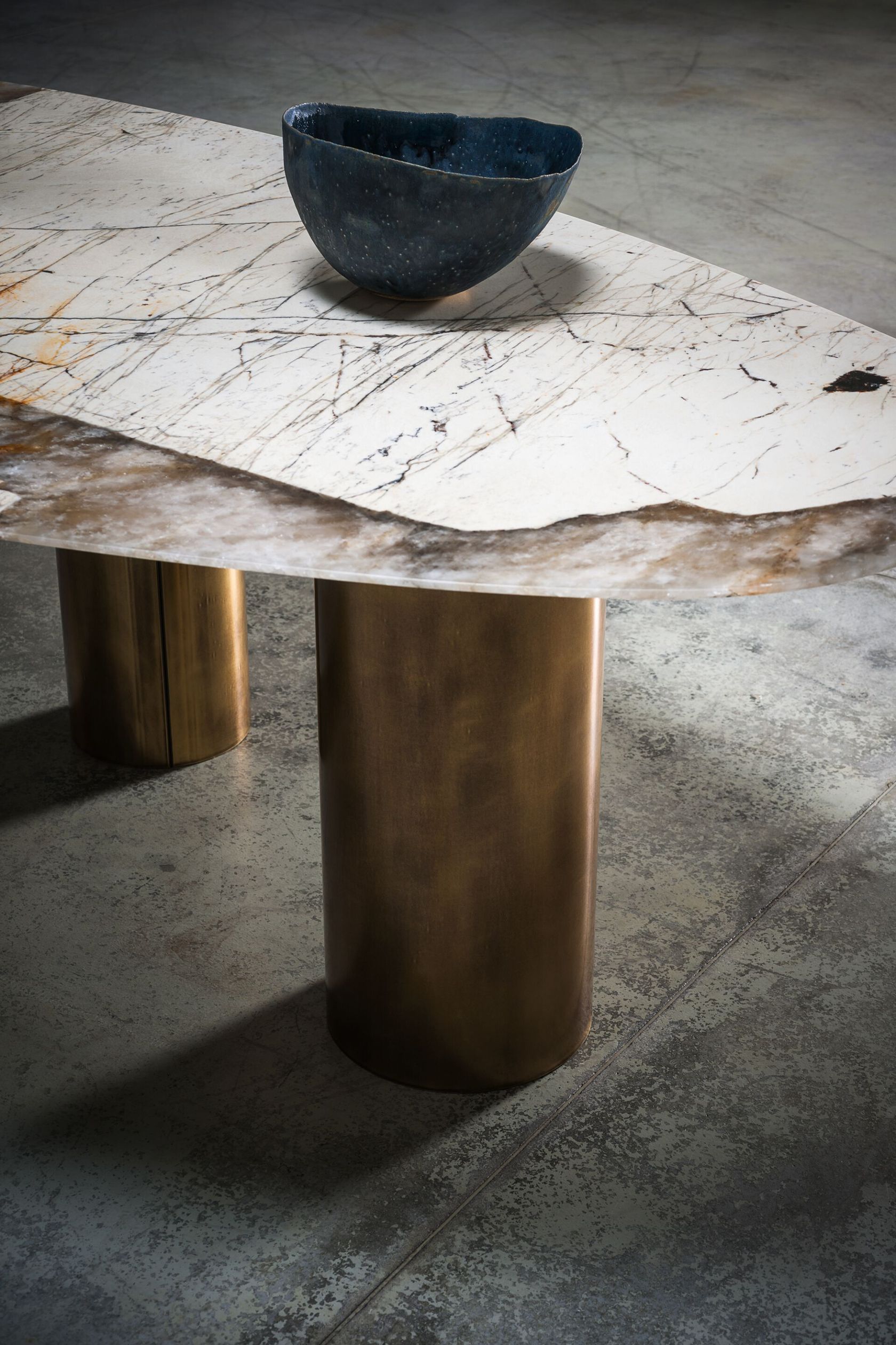 LAGOS Table By Baxter