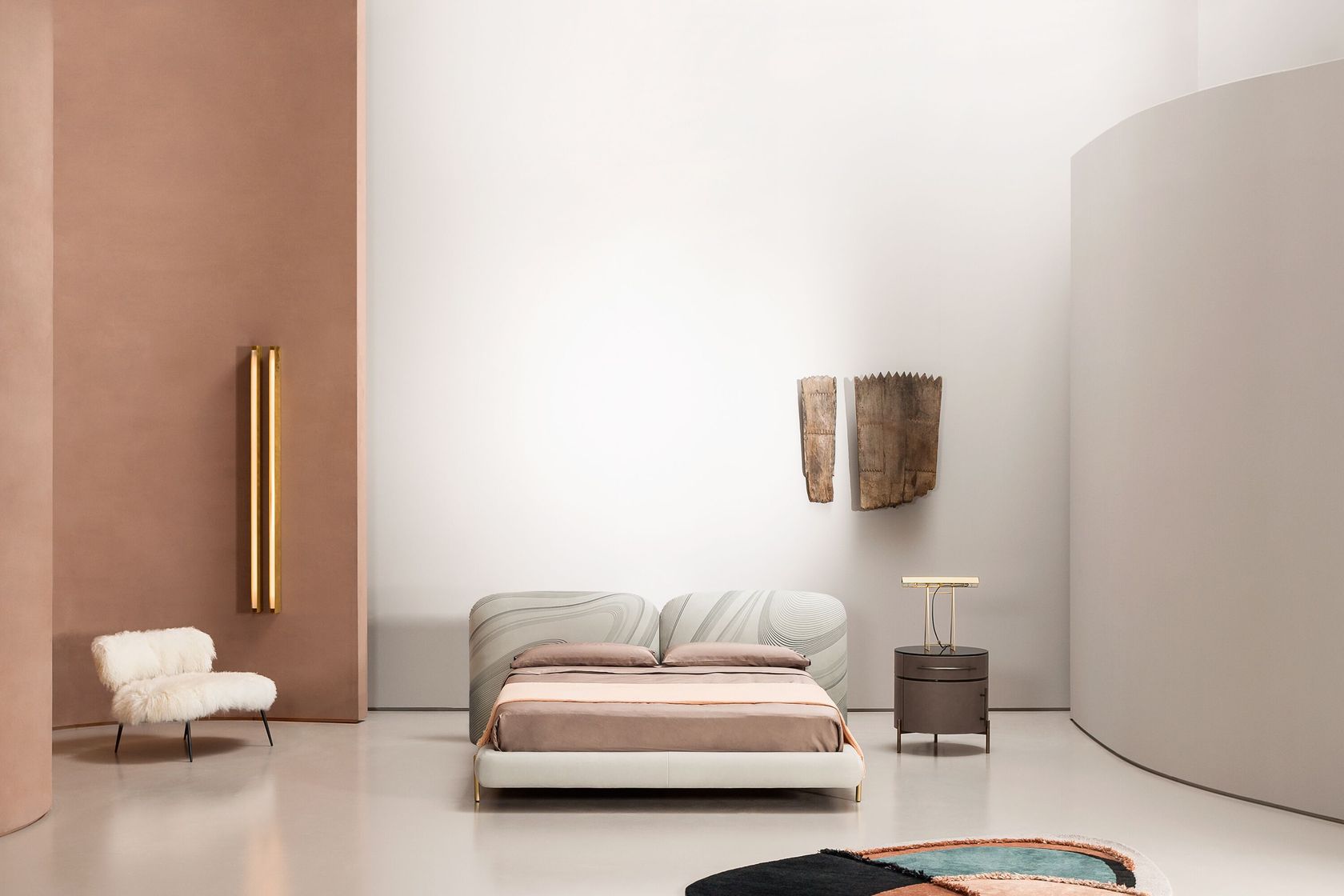 PLISSÉ Bedside table By BAXTER | design Draga & Aurel