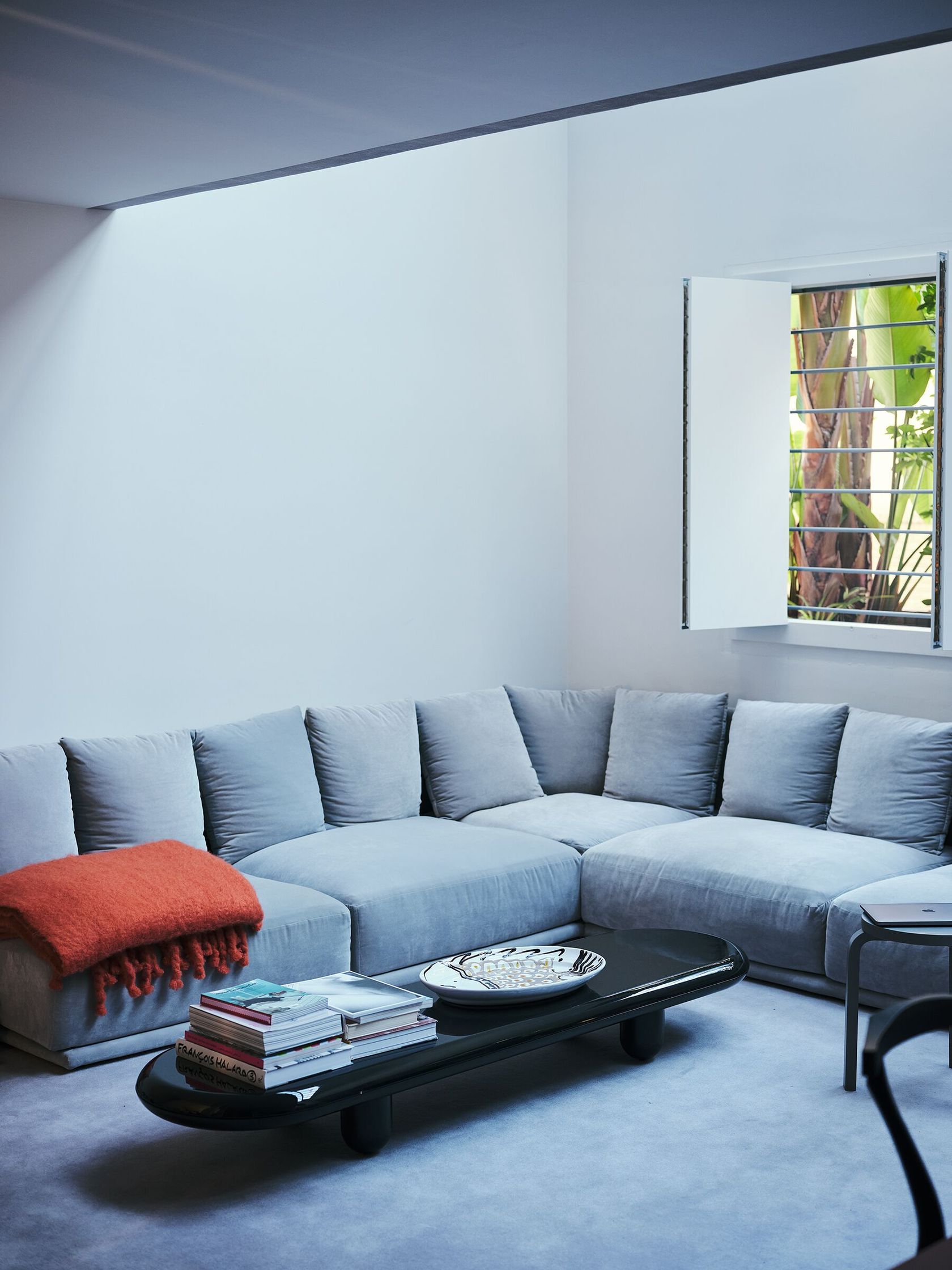 EXPLORER Glass-fibre coffee table By BD Barcelona Design | design Jaime ...