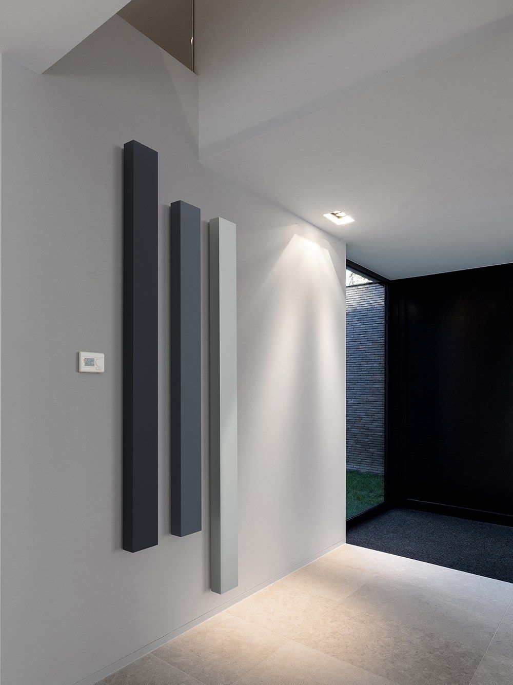 BEAMS MONO-EL Aluminium decorative radiator By VASCO