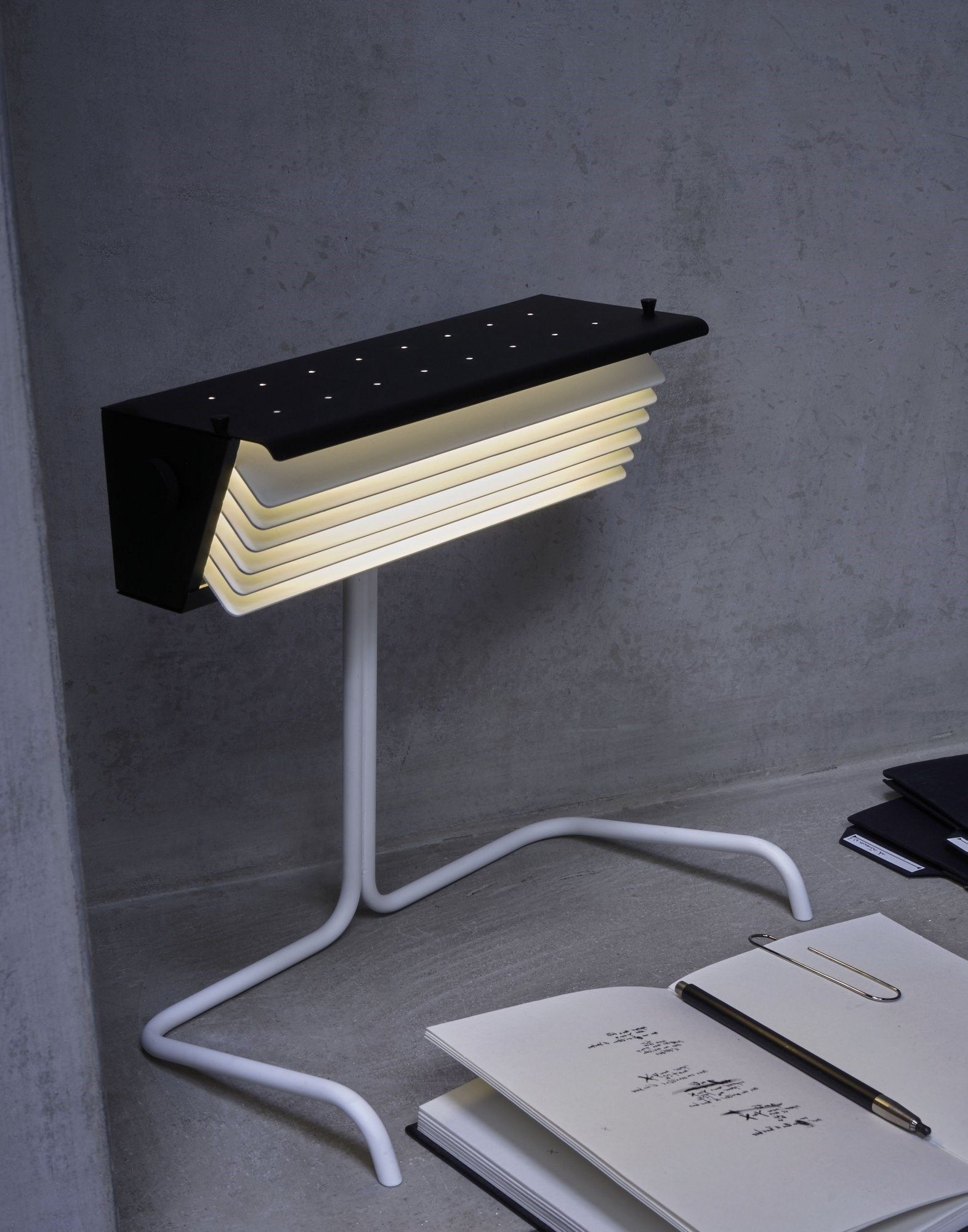 LED adjustable table lamp BINY TABLE Biny Collection By DCW éditions ...