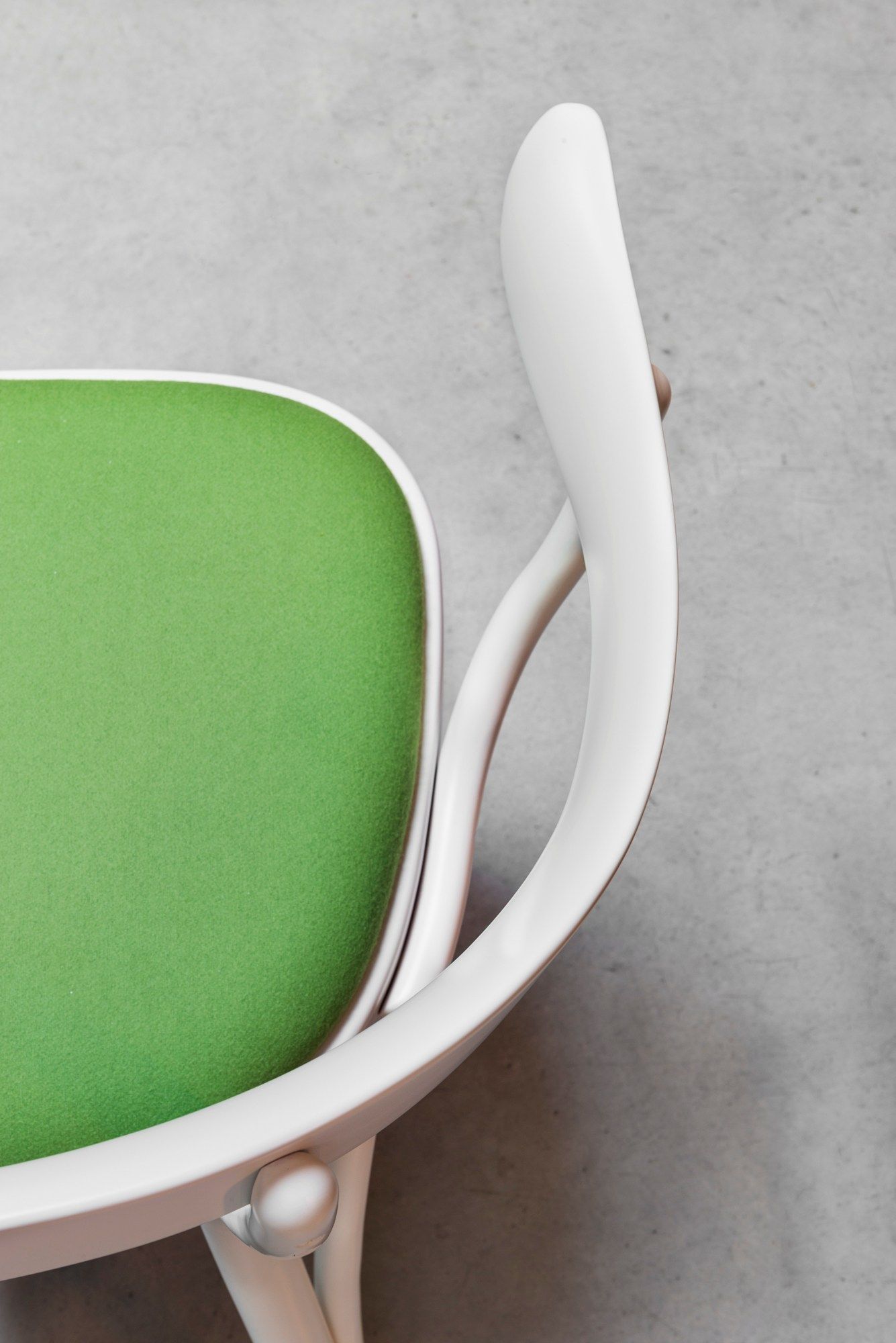 BISTROTSTUHL Chair By Wiener GTV Design | design Nigel Coates
