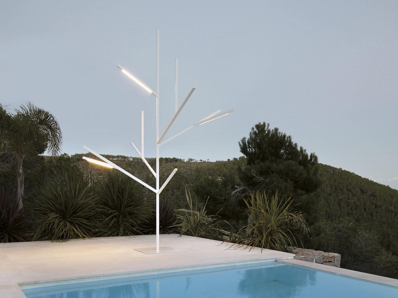 LED aluminium Floor lamp ARBOL BLAU By GANDIA BLASCO design Fran Silvestre