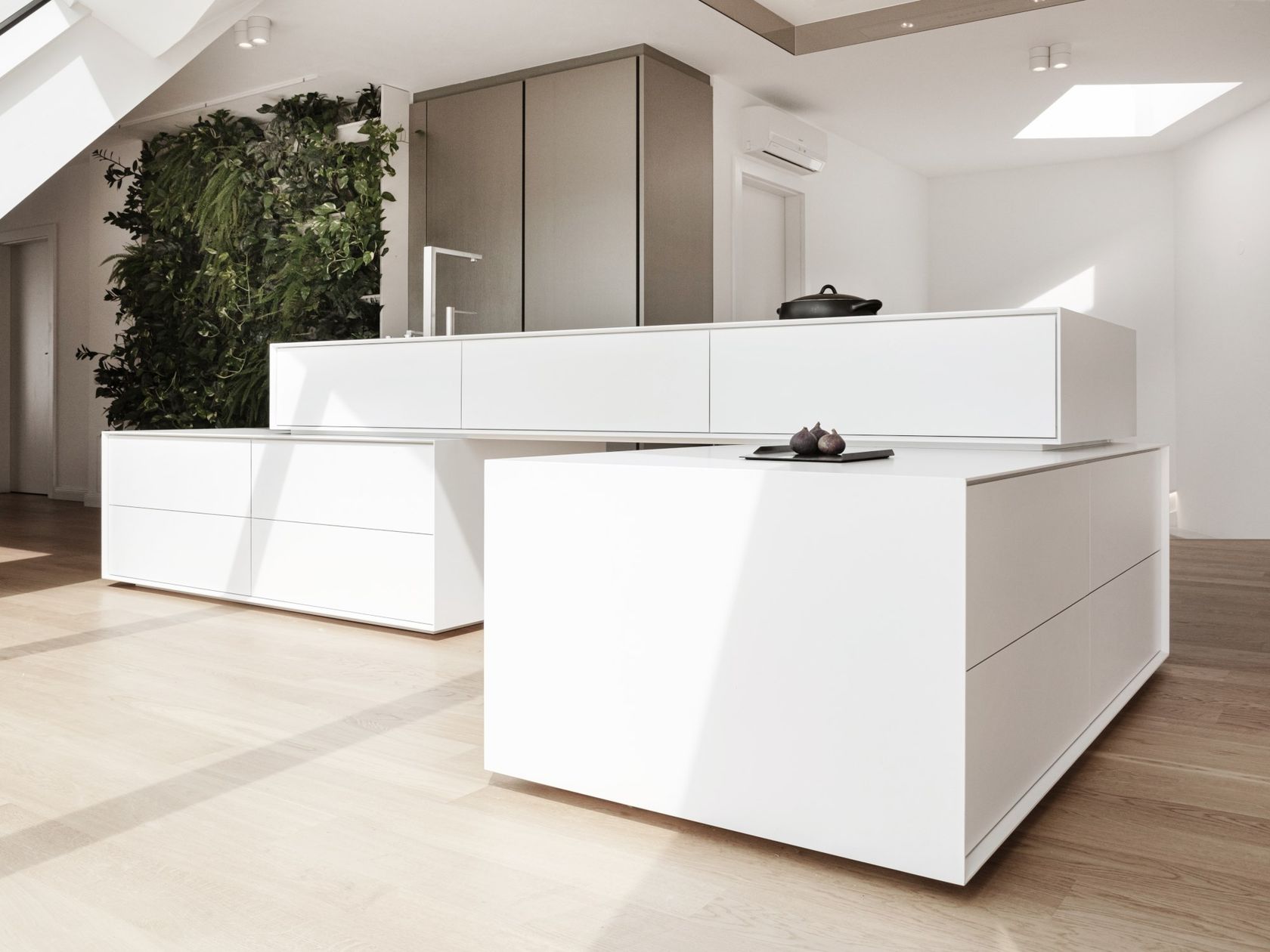 STEININGER: Indoor and outdoor kitchens and tables | Archiproducts