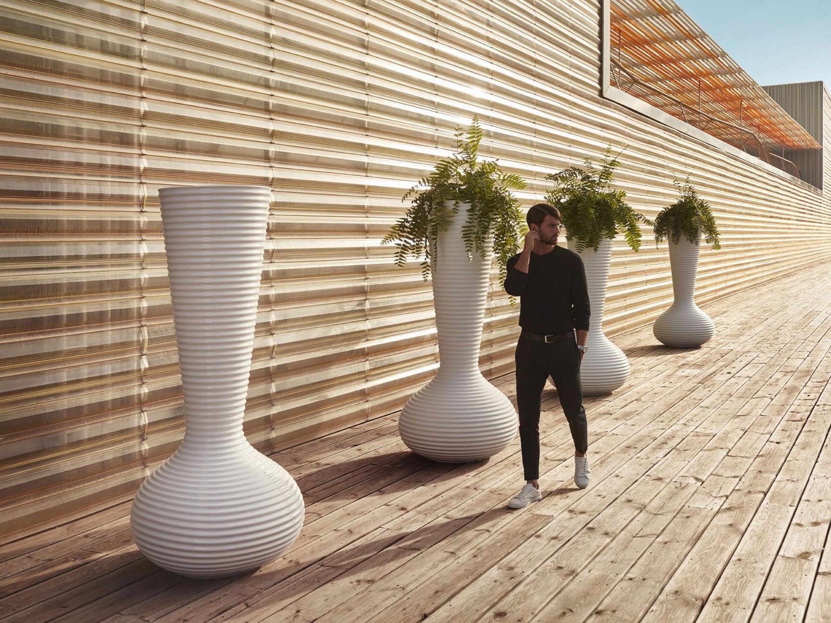 BLOOM | Planter By VONDOM design Eugeni Quitllet