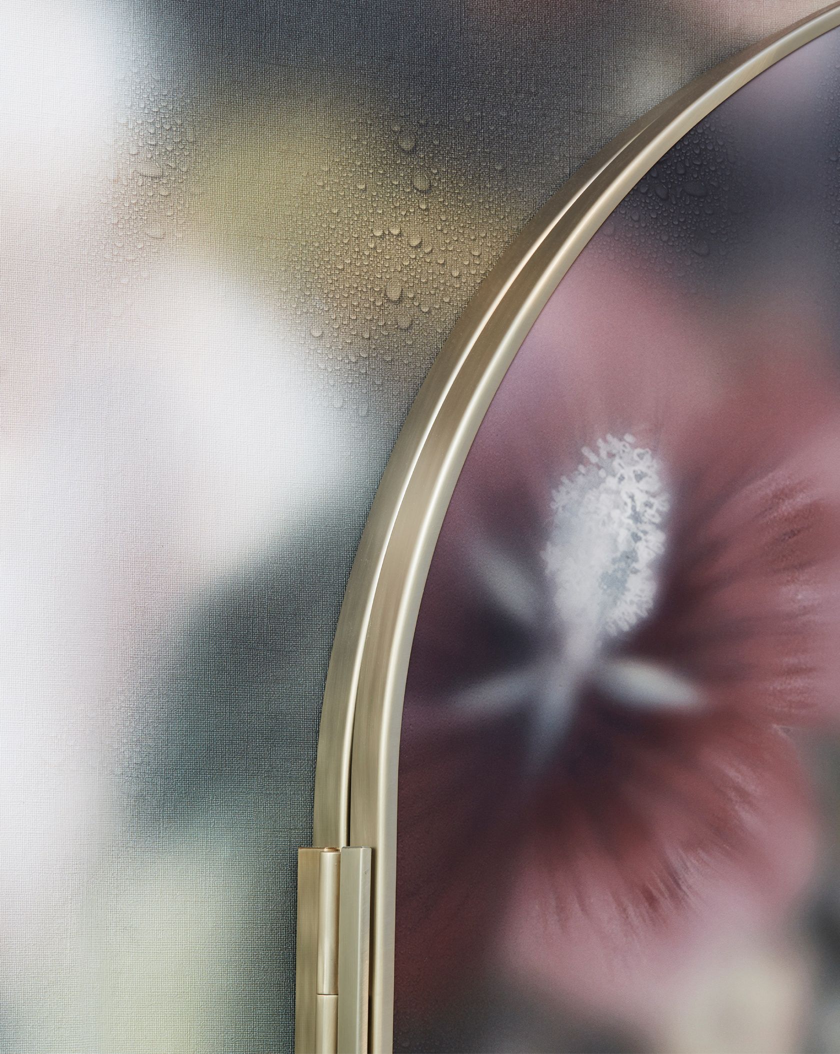 BLOSSOM Freestanding mirror By Devon&Devon | design Marcel Wanders