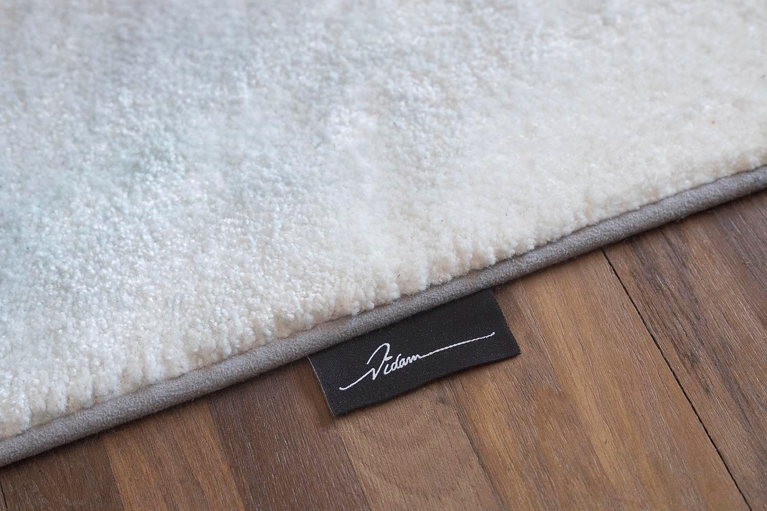 BLUR 18 rug By VIDAME CREATION