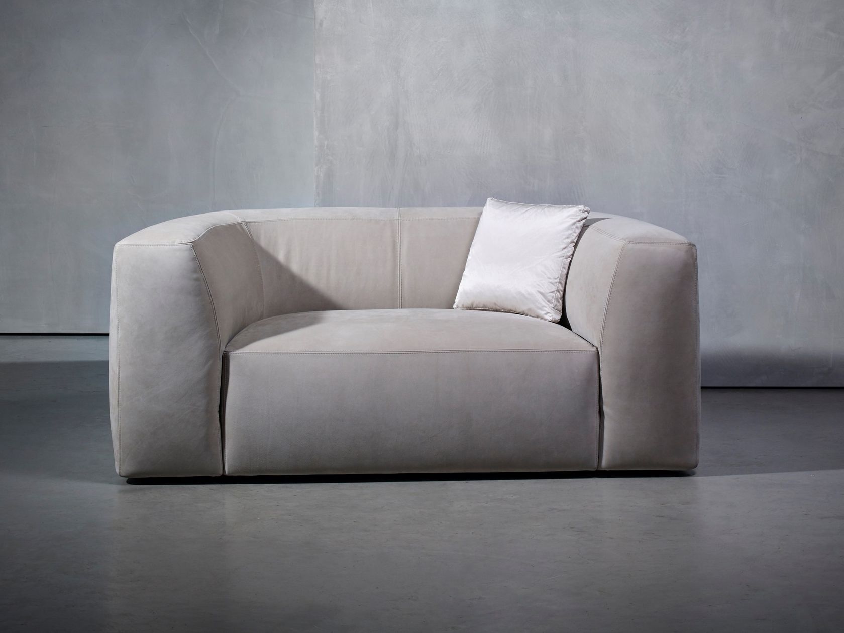 BO LIVING Fabric small sofa By Piet Boon | design Piet Boon