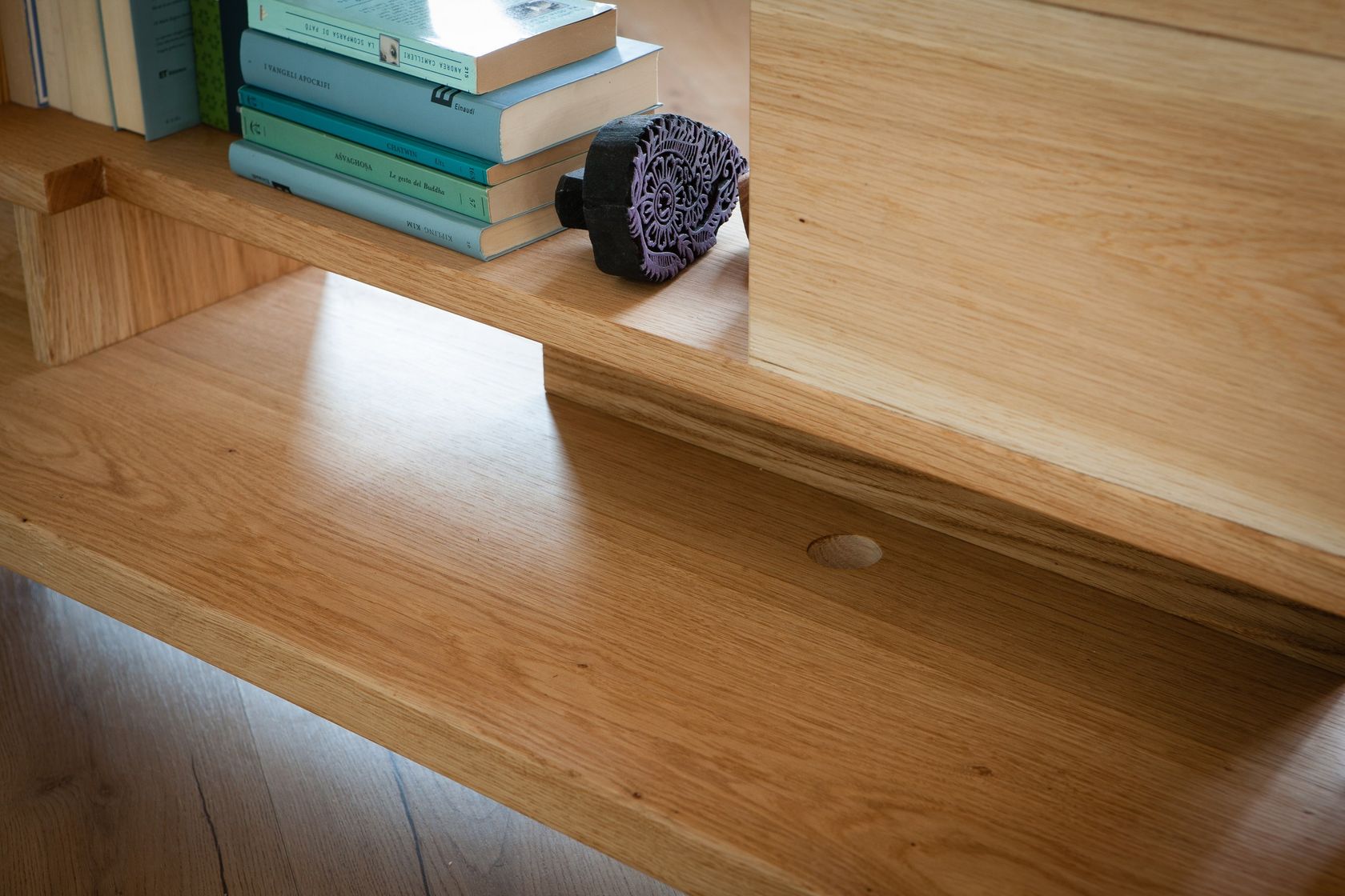 Freestanding double-sided oak bookcase with TV stand BOUQUIN By Xilolab