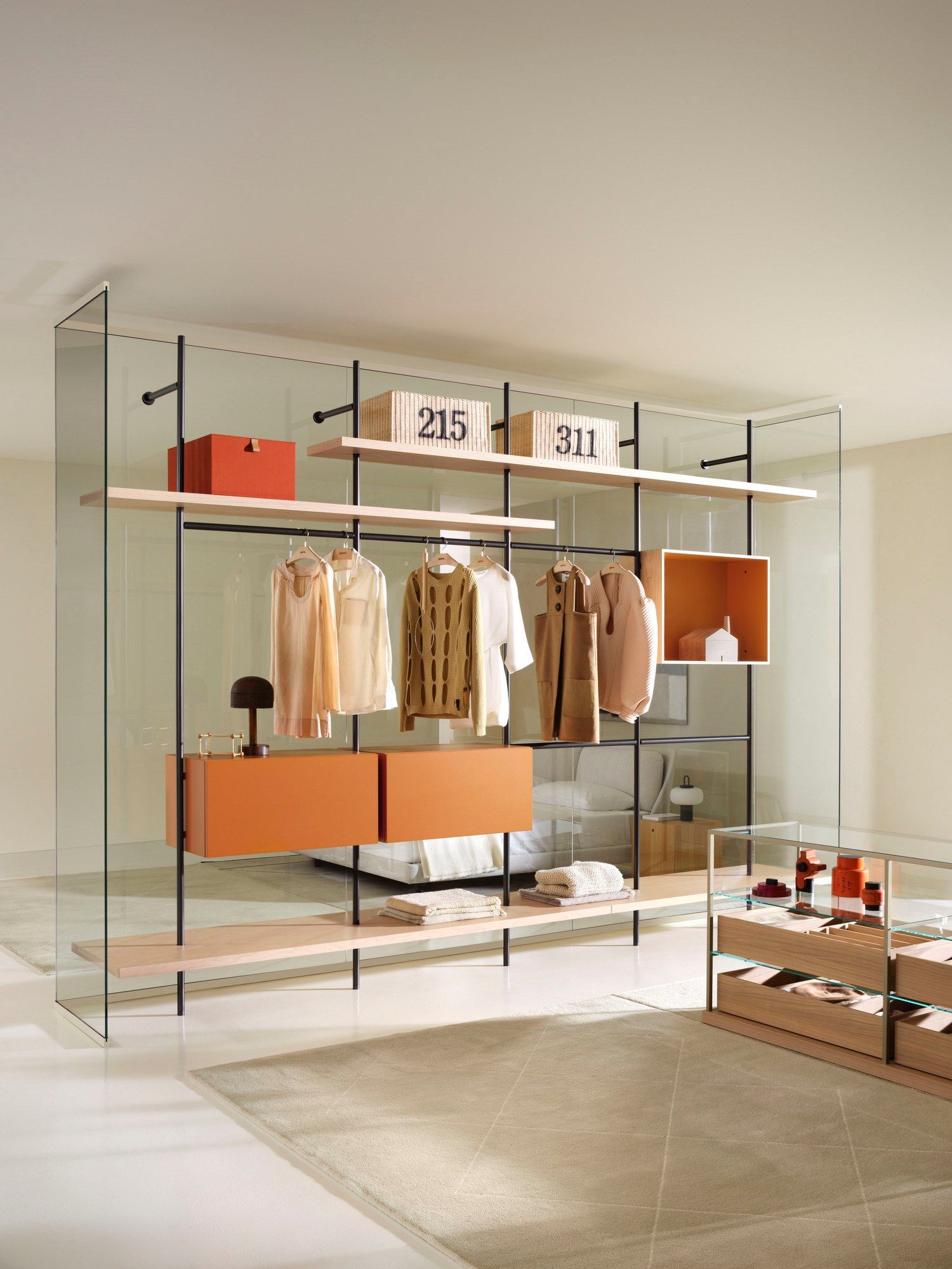 BOUTIQUE MAST By Porro design Piero Lissoni
