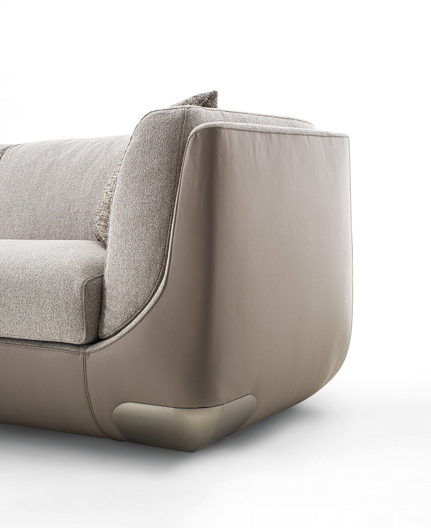 BRAVERY | 3 seater sofa Loveluxe 2021 - Rhythm'21 collection Collection ...