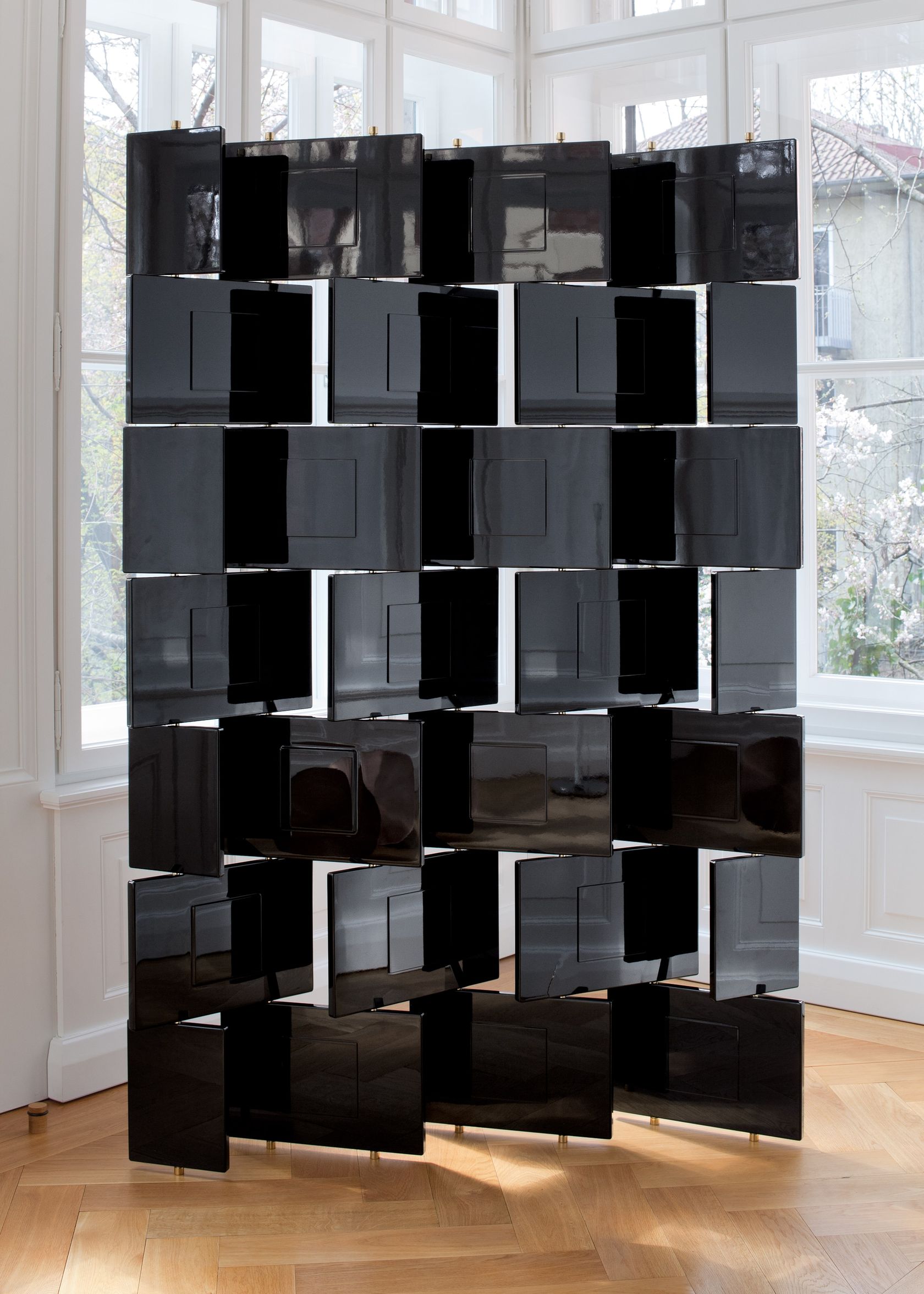 BRICK SCREEN Biombos By ClassiCon | design Eileen Gray