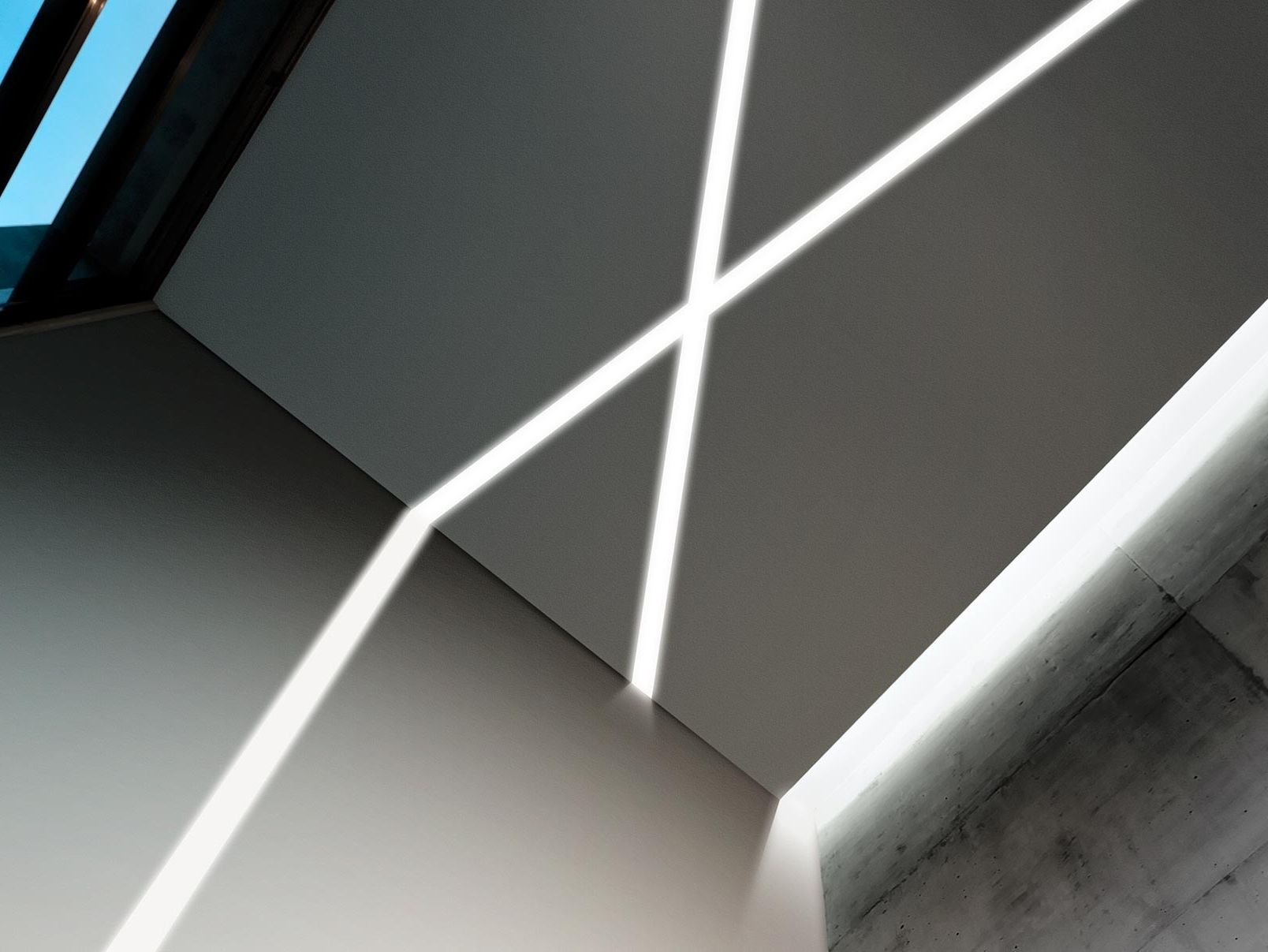 BROOKLYN Extruded aluminium linear lighting profile By PANZERI