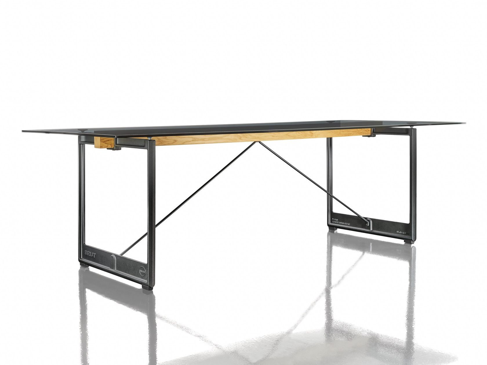 BRUT Rectangular table By Magis | design Konstantin Grcic
