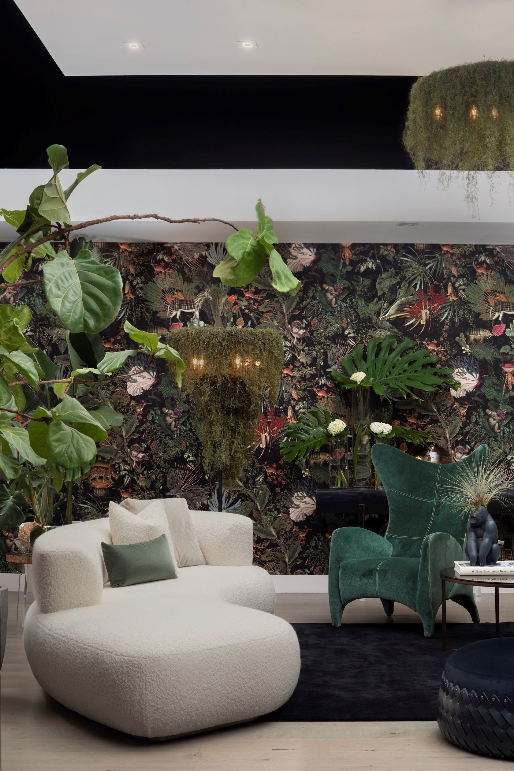 BUBBLE Curved fabric sofa By MORADA