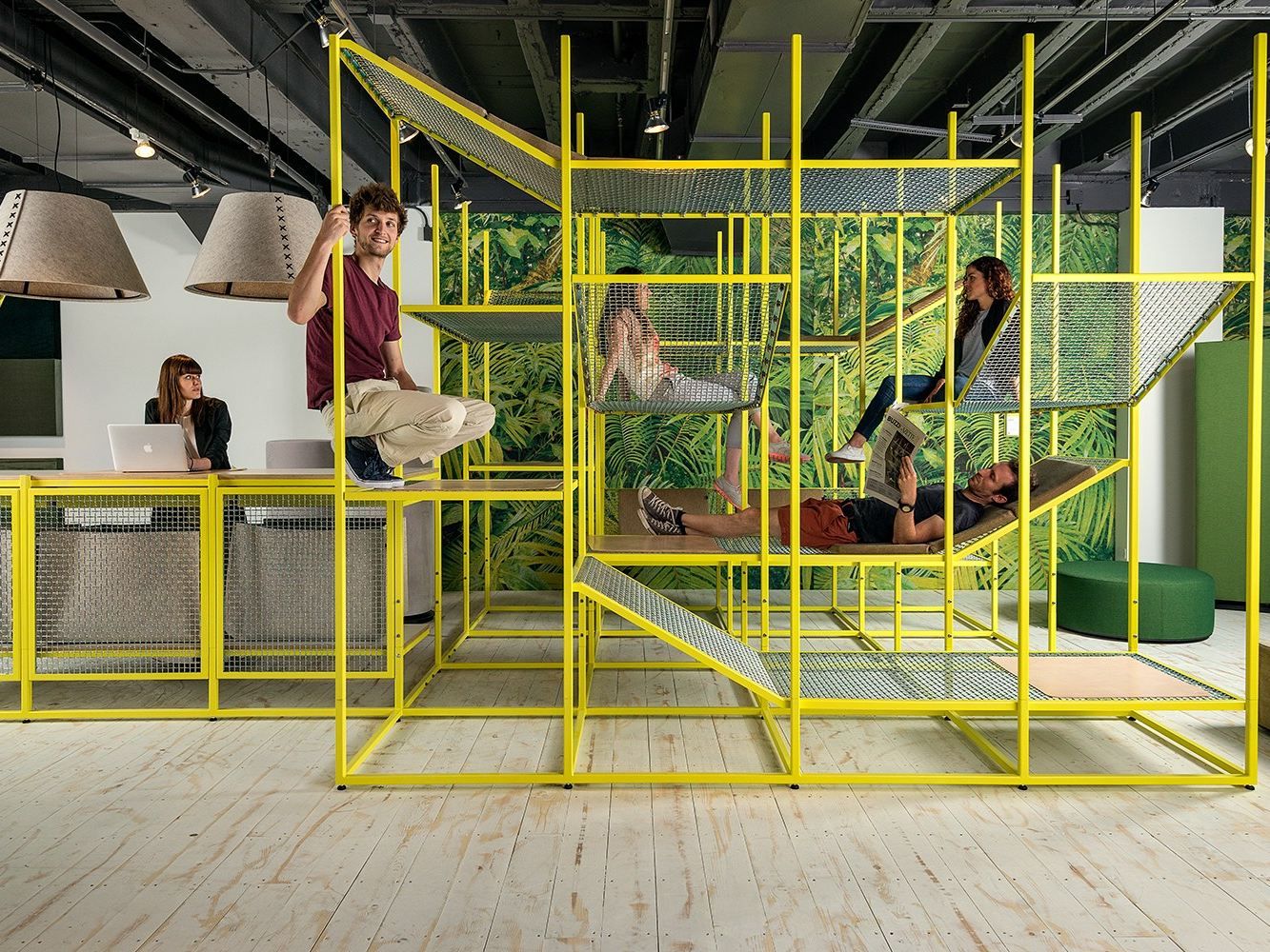 BuzziJungle Meeting pod By BuzziSpace