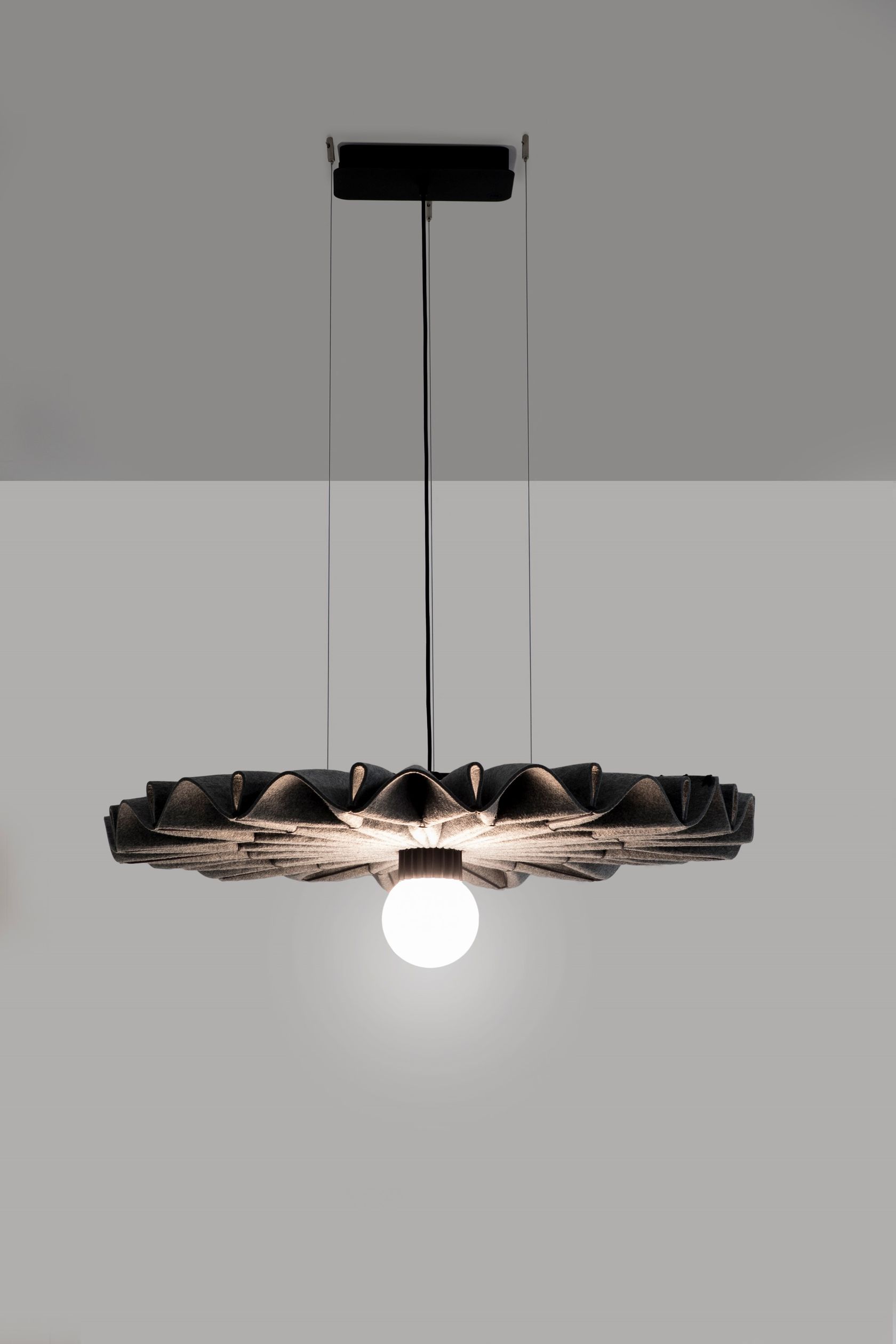 BuzziPleat Light Acoustic office pendant lamp By BuzziSpace
