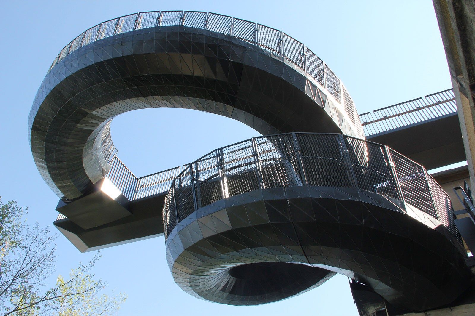 Parapetto in rete stirata Parapetto - FILS - Edilportale