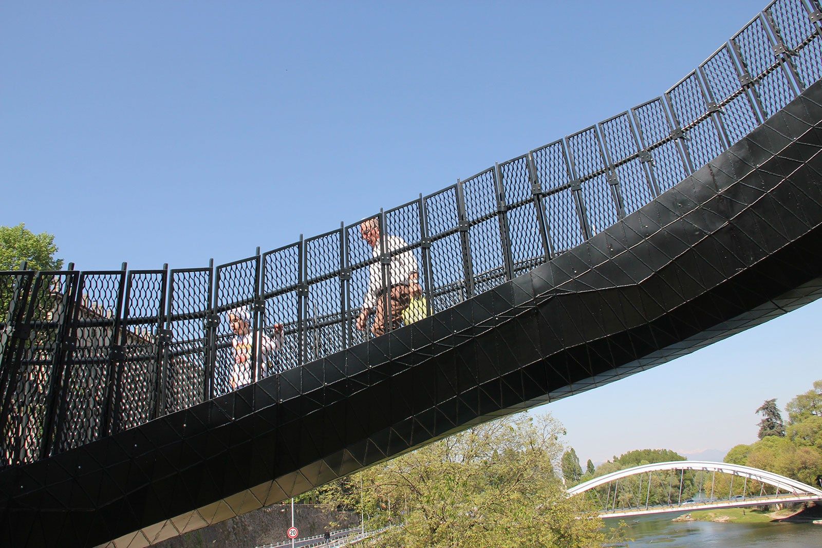 Parapetto in rete stirata Parapetto - FILS - Edilportale