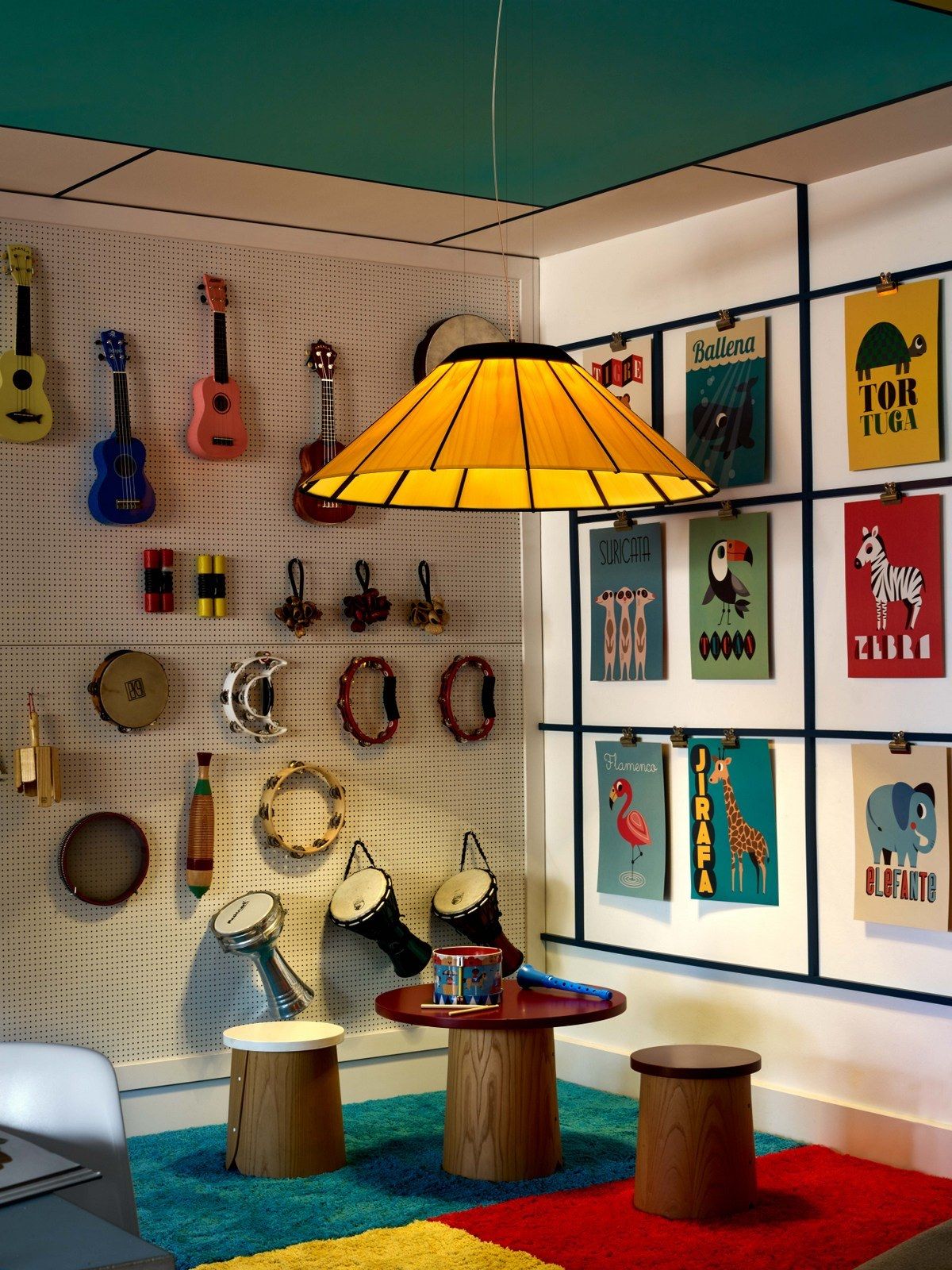 Handmade wood veneer pendant lamp BANGA By LZF design YONOH