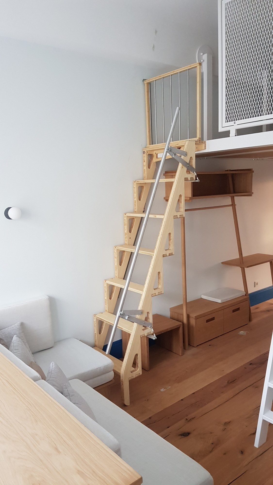 Bcompact Bamboo Hybrid Ladder Bamboo retractable ladder By Bcompact