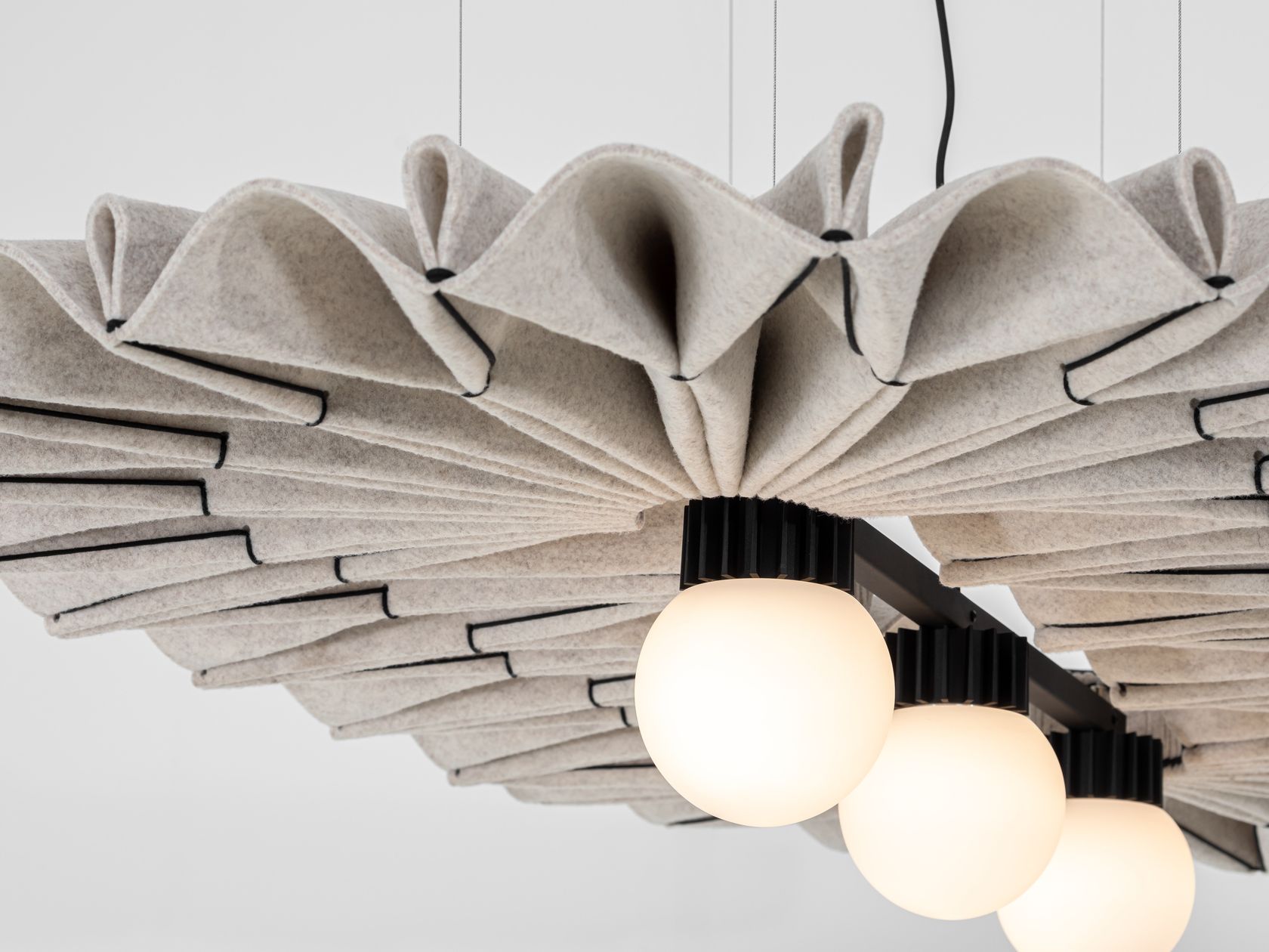 BuzziPleat Light Acoustic office pendant lamp By BuzziSpace