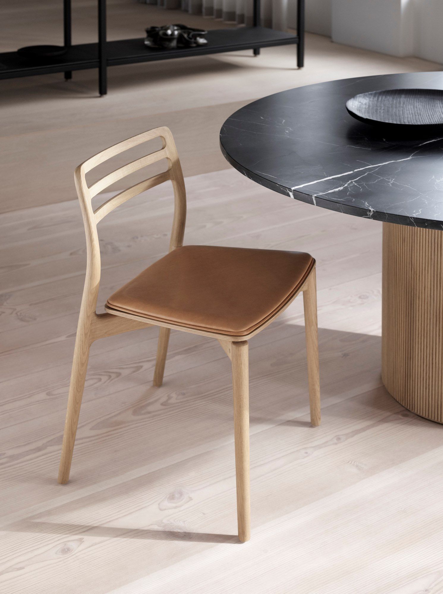 CABIN - VIPP494/VIPP495 Table By Vipp