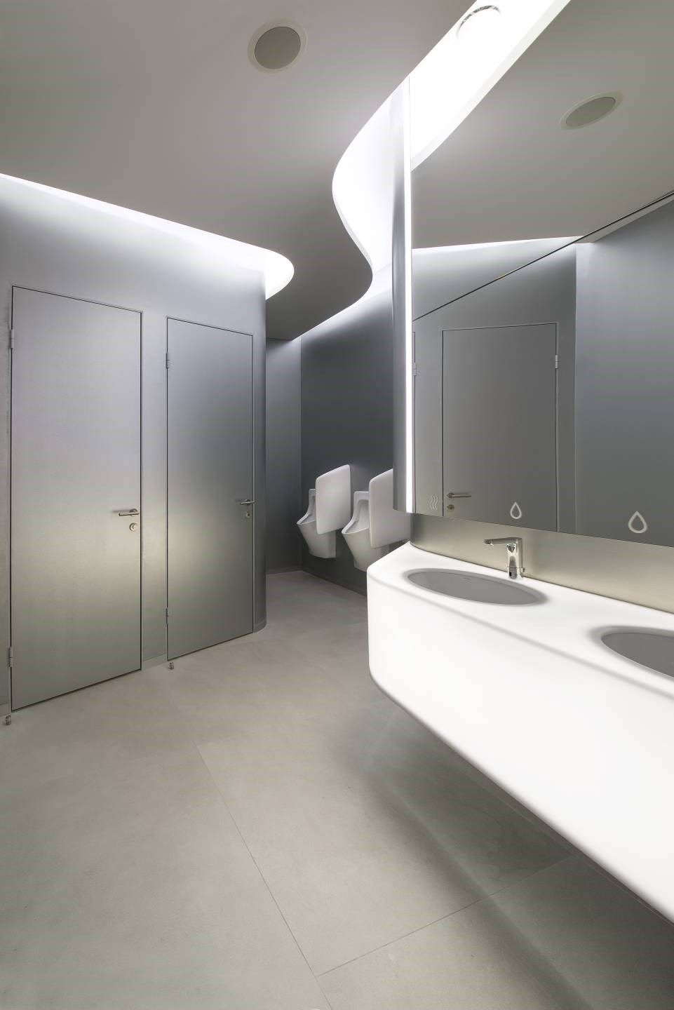 CALCE Wall/floor tiles By Laminam