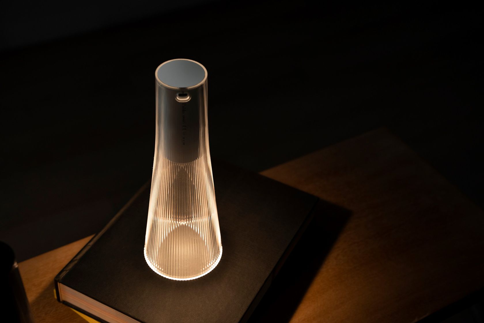 CANDÉL table lamp By Pablo