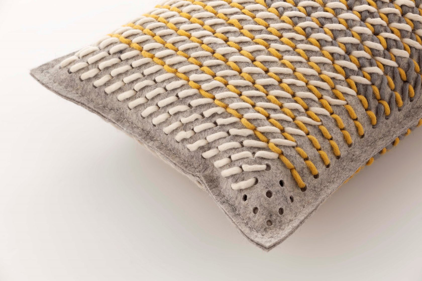CANEVAS GEO GREY | Rectangular cushion Canevas Geo Collection By GAN ...