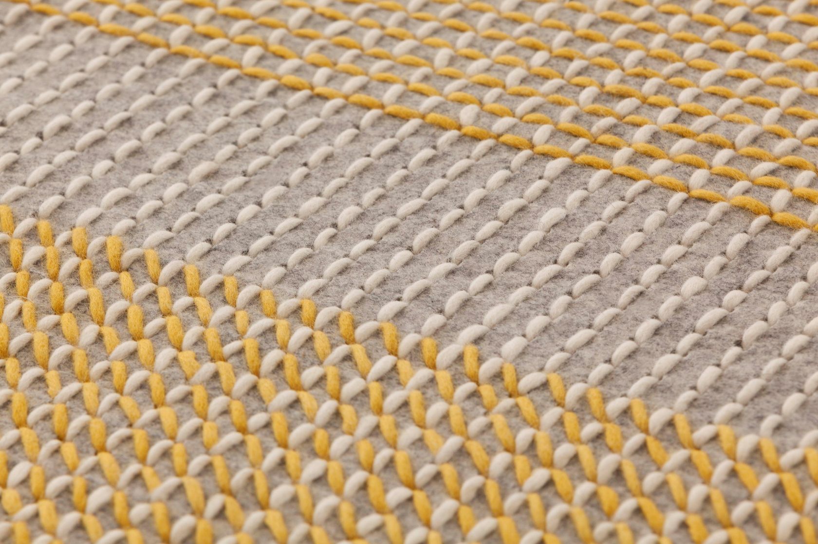 CANEVAS GEO GREY | Rug Canevas Geo Collection By GAN design Charlotte ...