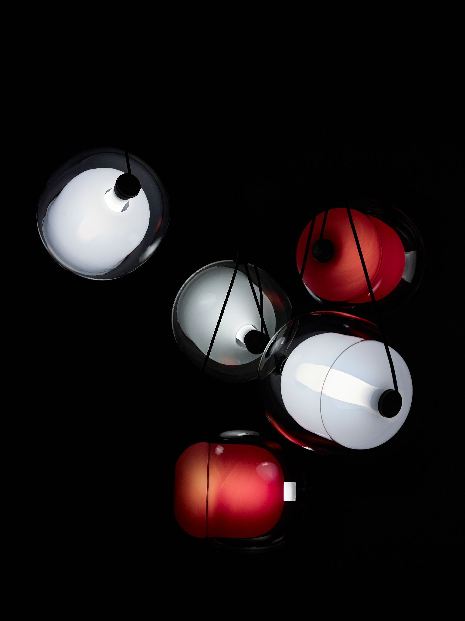 CAPSULA Pendant lamp By BROKIS