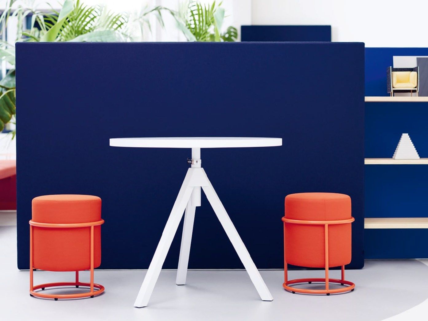 Free standing modular workstation screen CHART By COR design ...