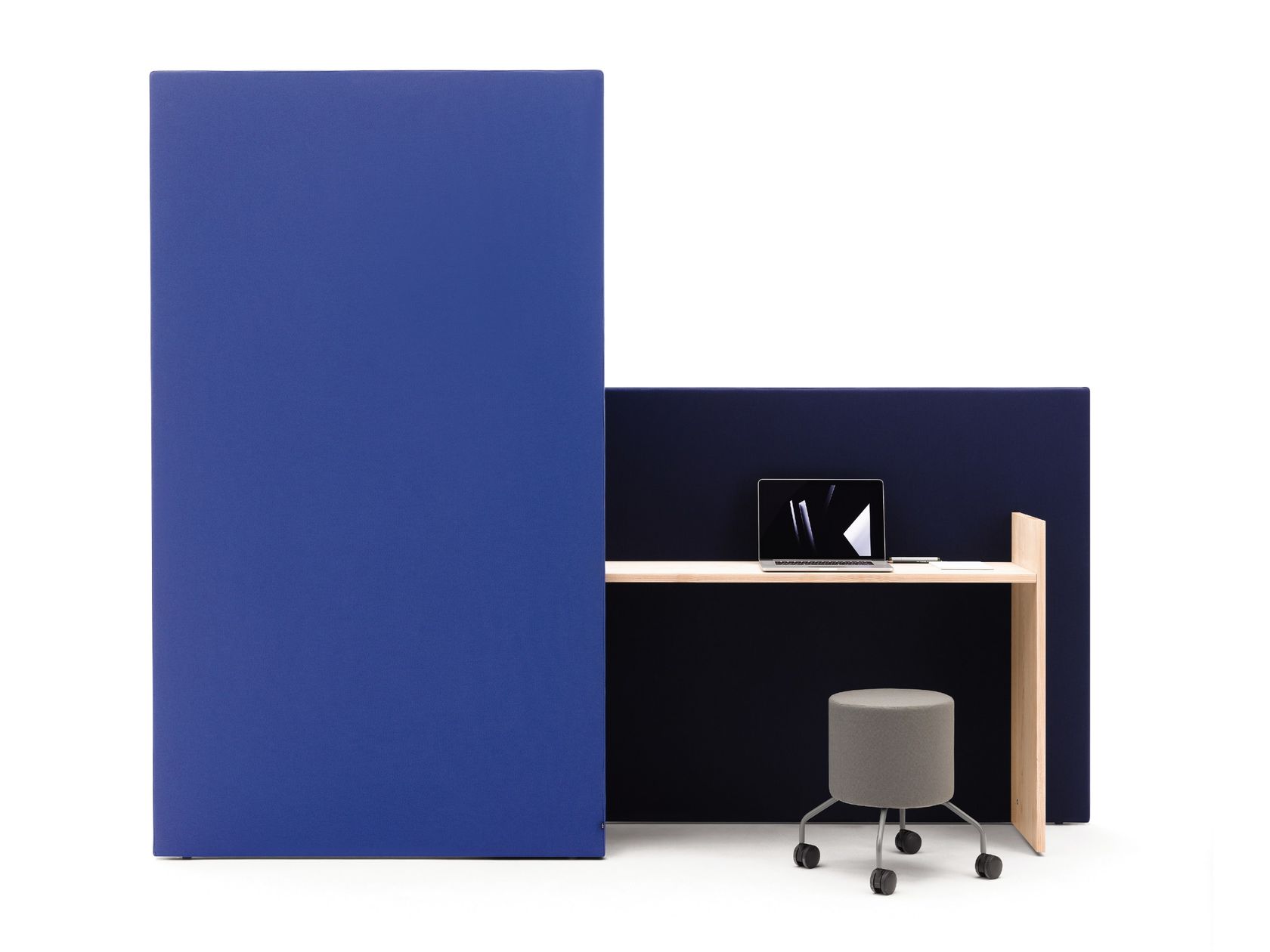 Free standing modular workstation screen CHART By COR design ...