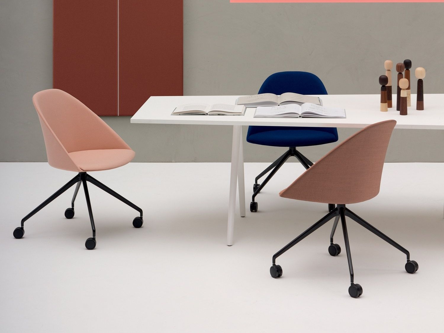 CILA | Sedia con ruote Collezione Cila By arper design Lievore Altherr